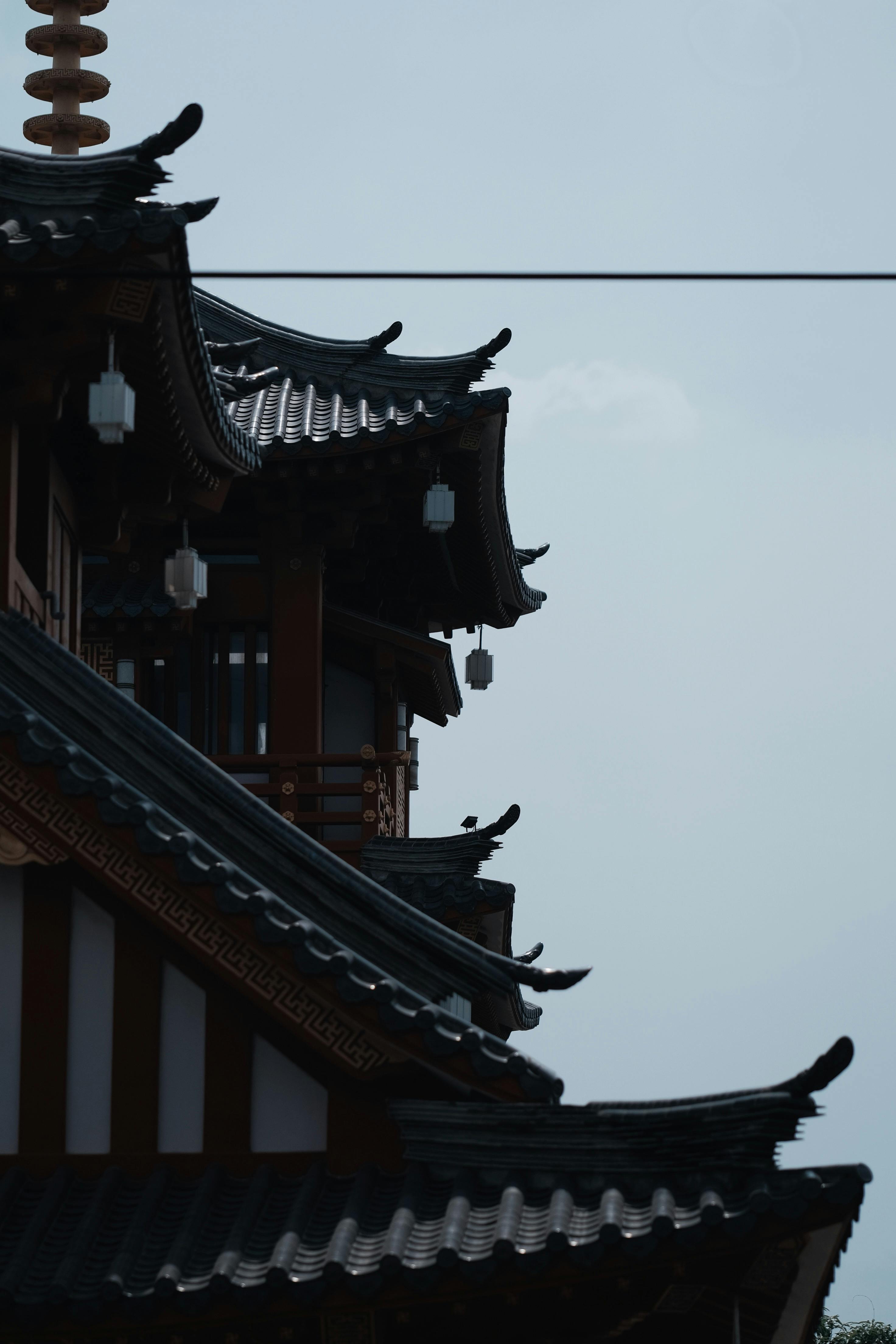 Siluet Arsitektur Tradisional Jepang · Foto Stok Gratis