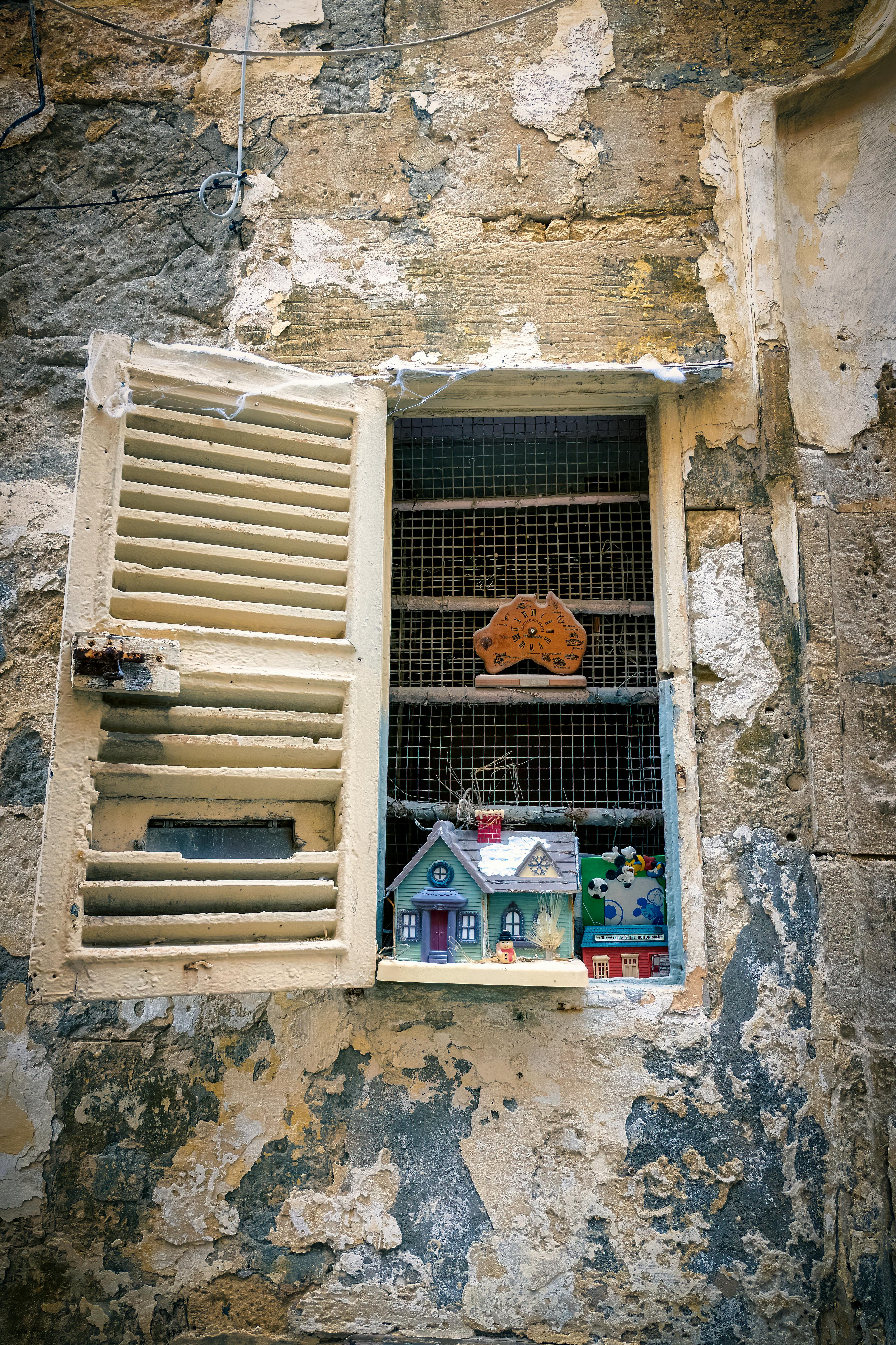 Charming Window with Vintage Shutter in Malta · Free Stock Photo
