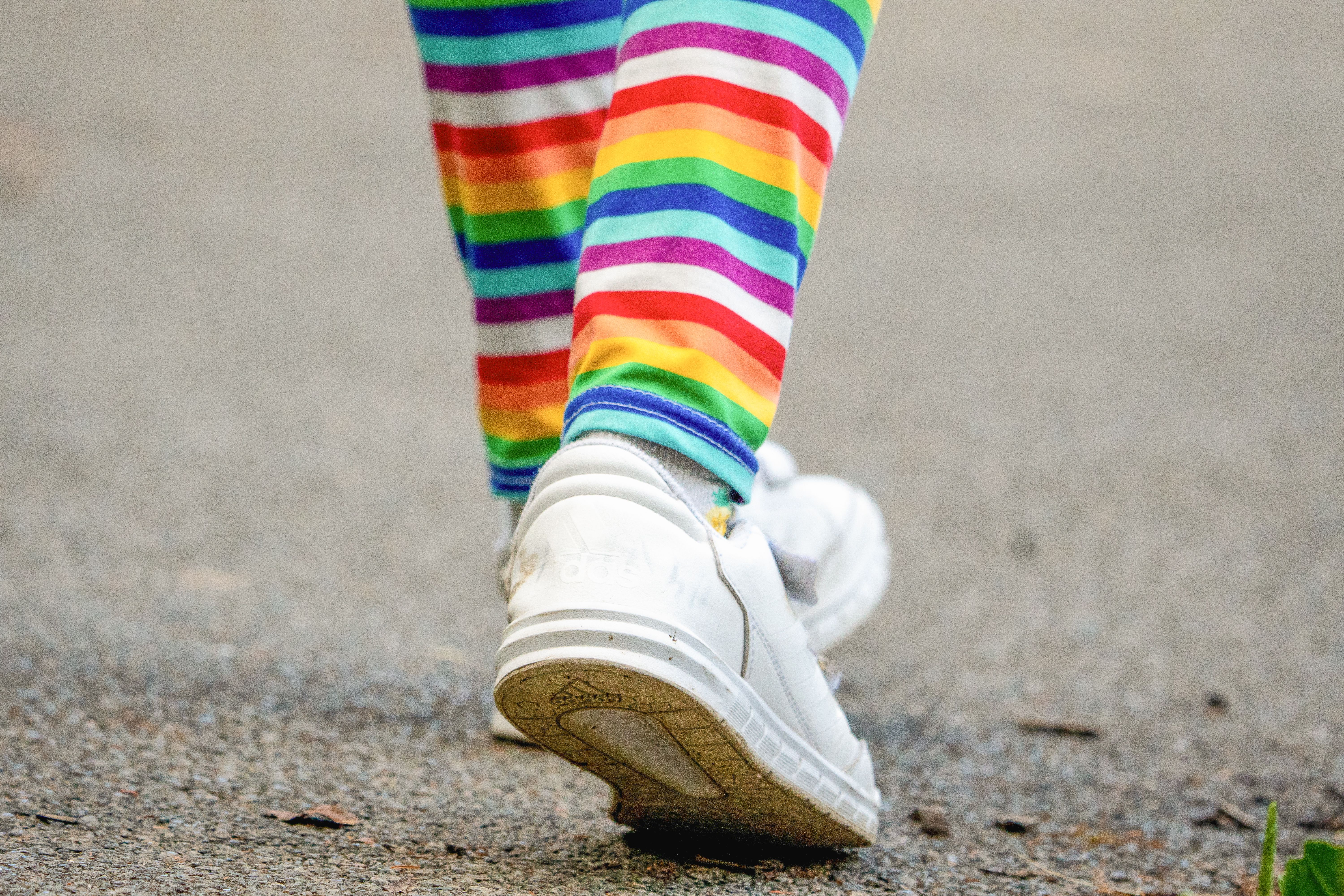Legs Walking Video Photos, Download The BEST Free Legs Walking Video ...