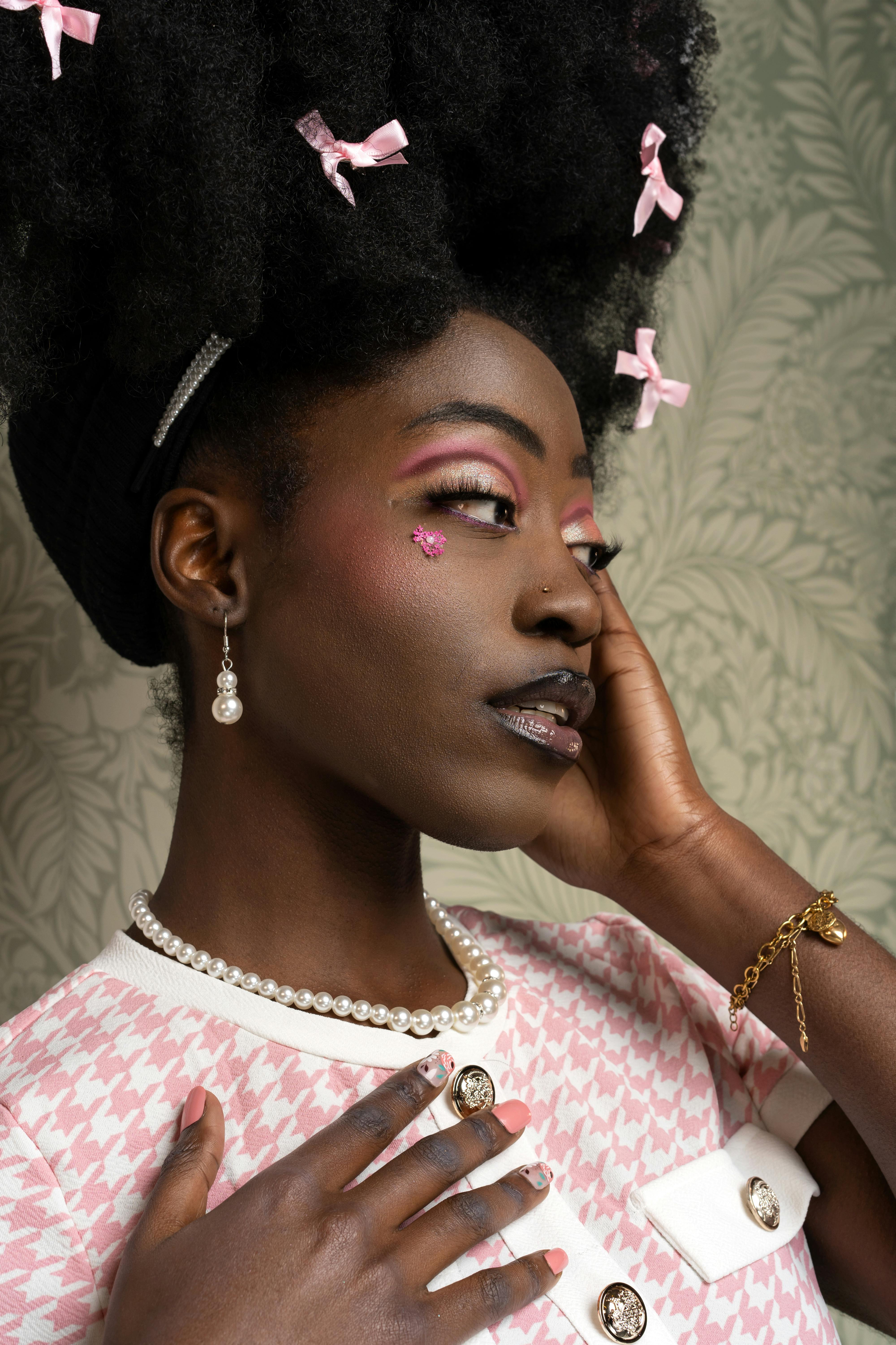Elegant Afro-Inspired Portrait with Vintage Fashion · Free Stock Photo