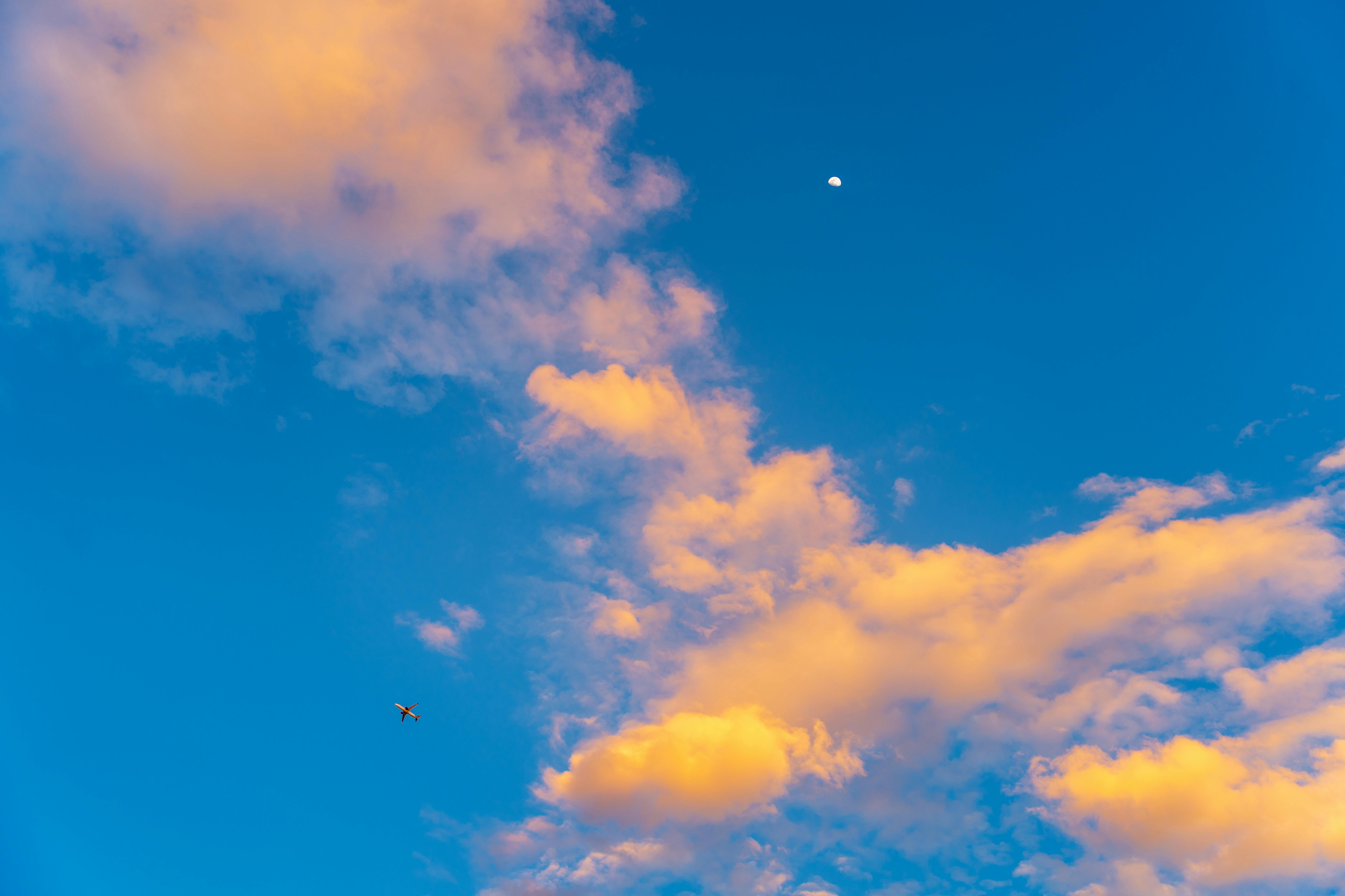 Vibrant Sunset Sky with Clouds in Ciudad de México · Free Stock Photo