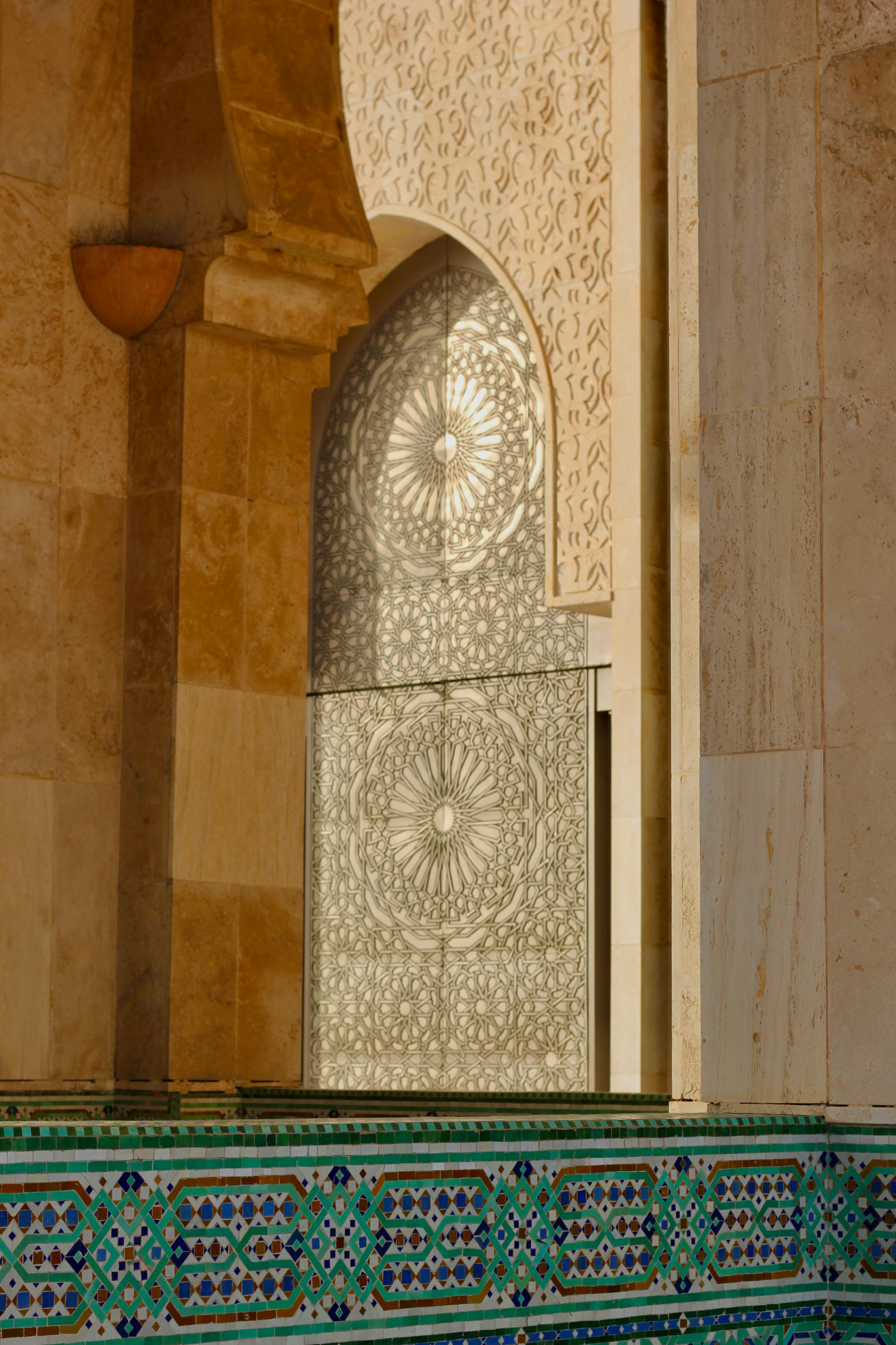 Intricate Moroccan Architectural Design · Free Stock Photo