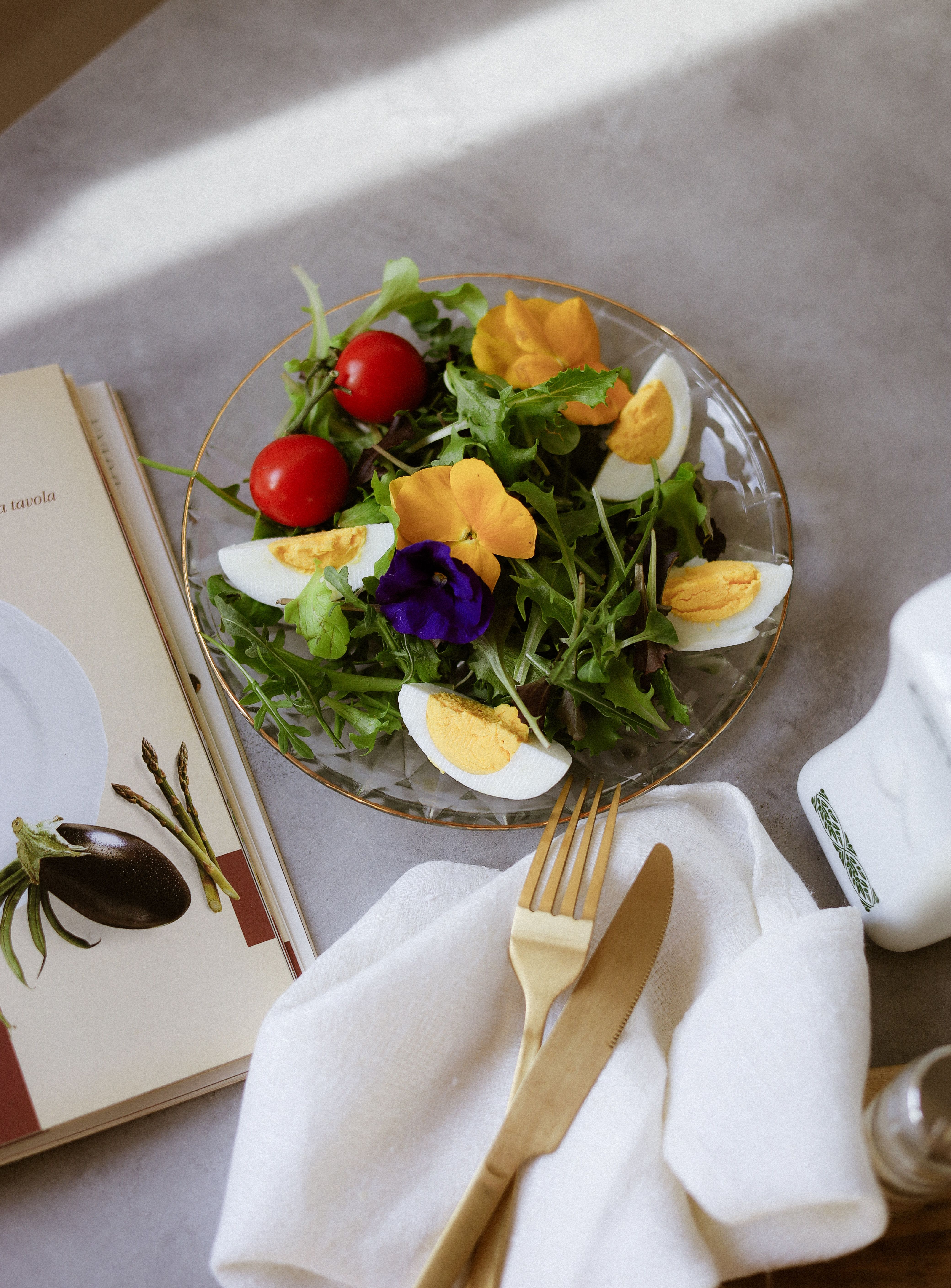 Fresh Spring Salad with Edible Flowers · Free Stock Photo