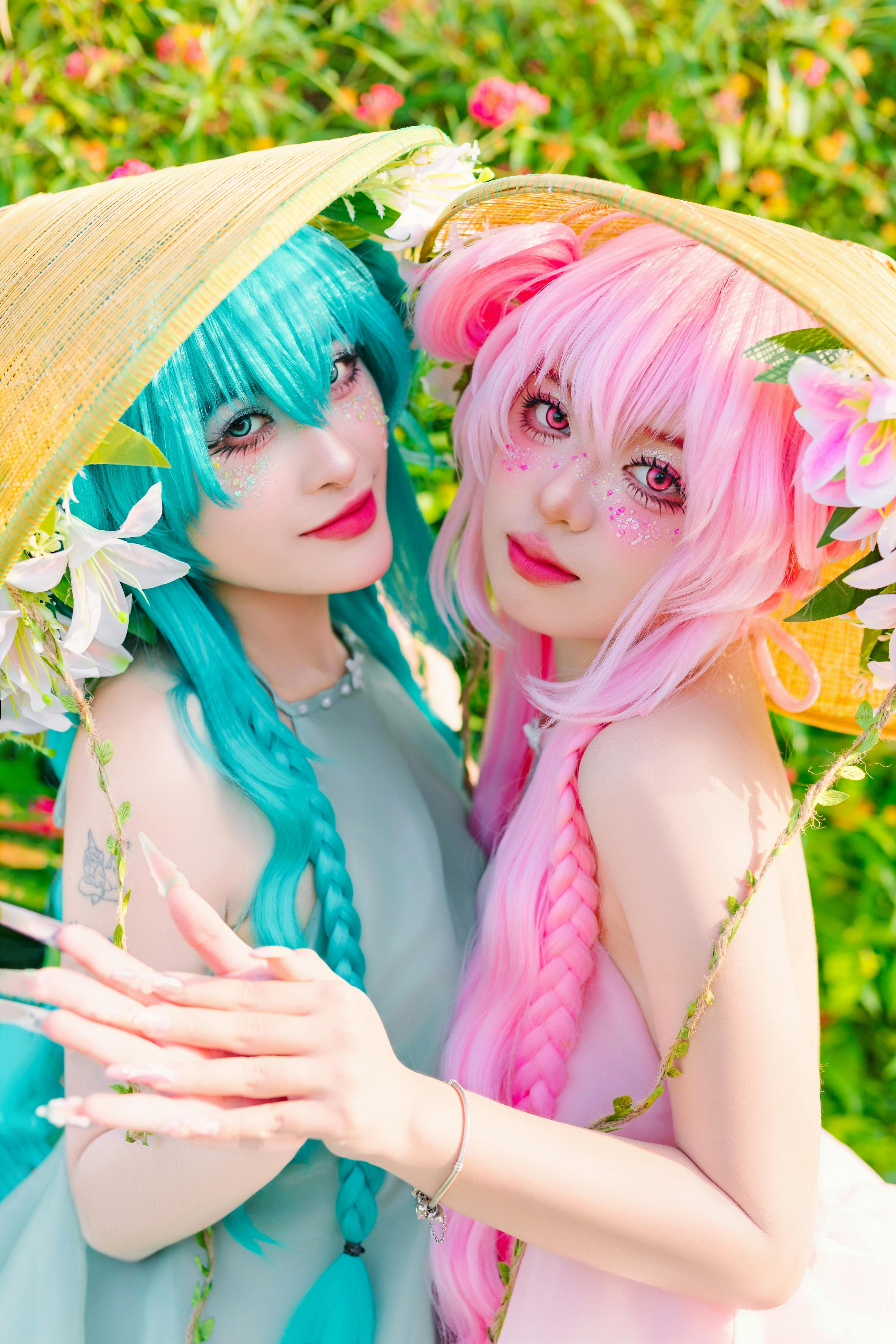 Dynamic Poses Photos, Download The BEST Free Dynamic Poses Stock Photos ...