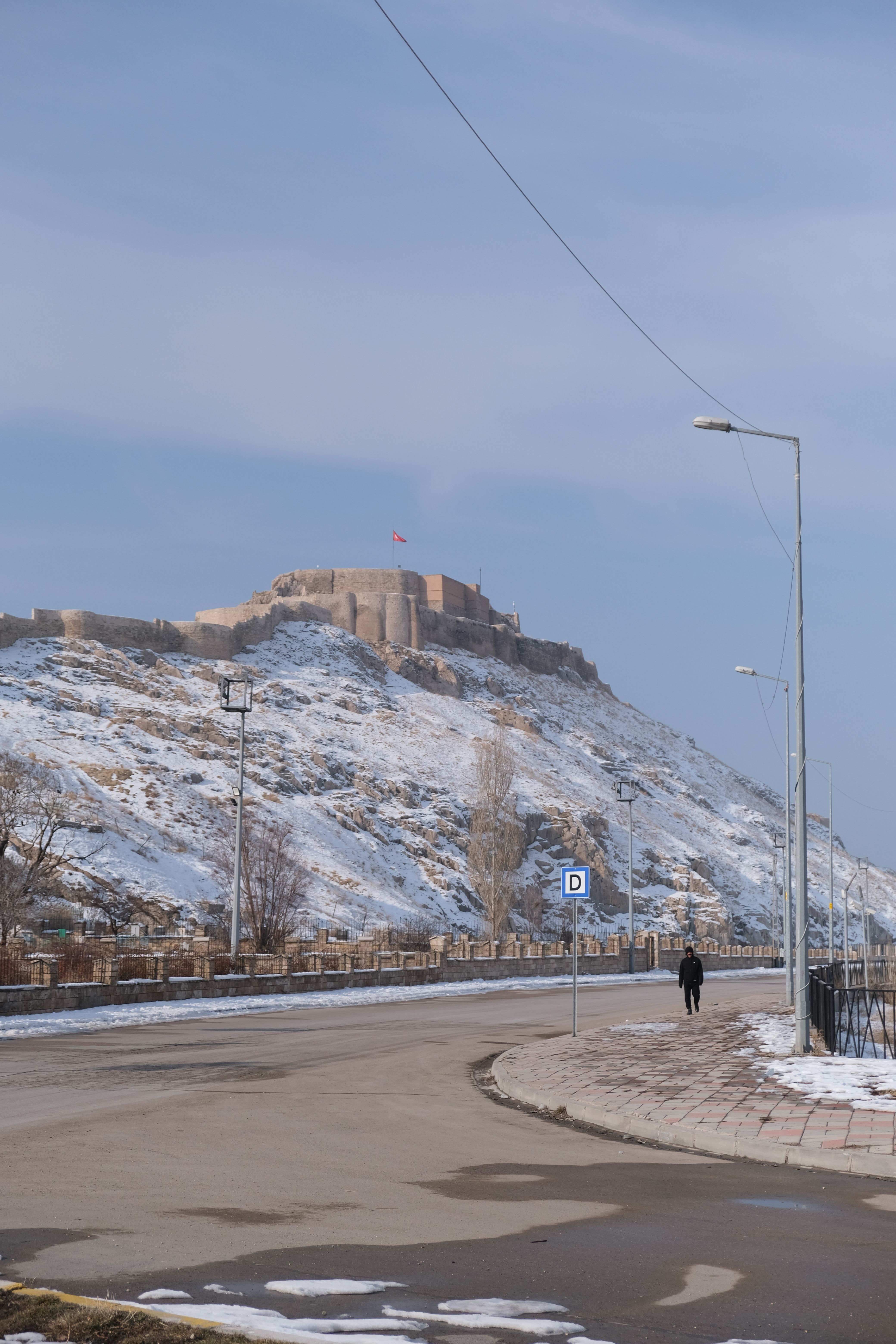 Scenic Winter View of Historical Van Castle · Free Stock Photo