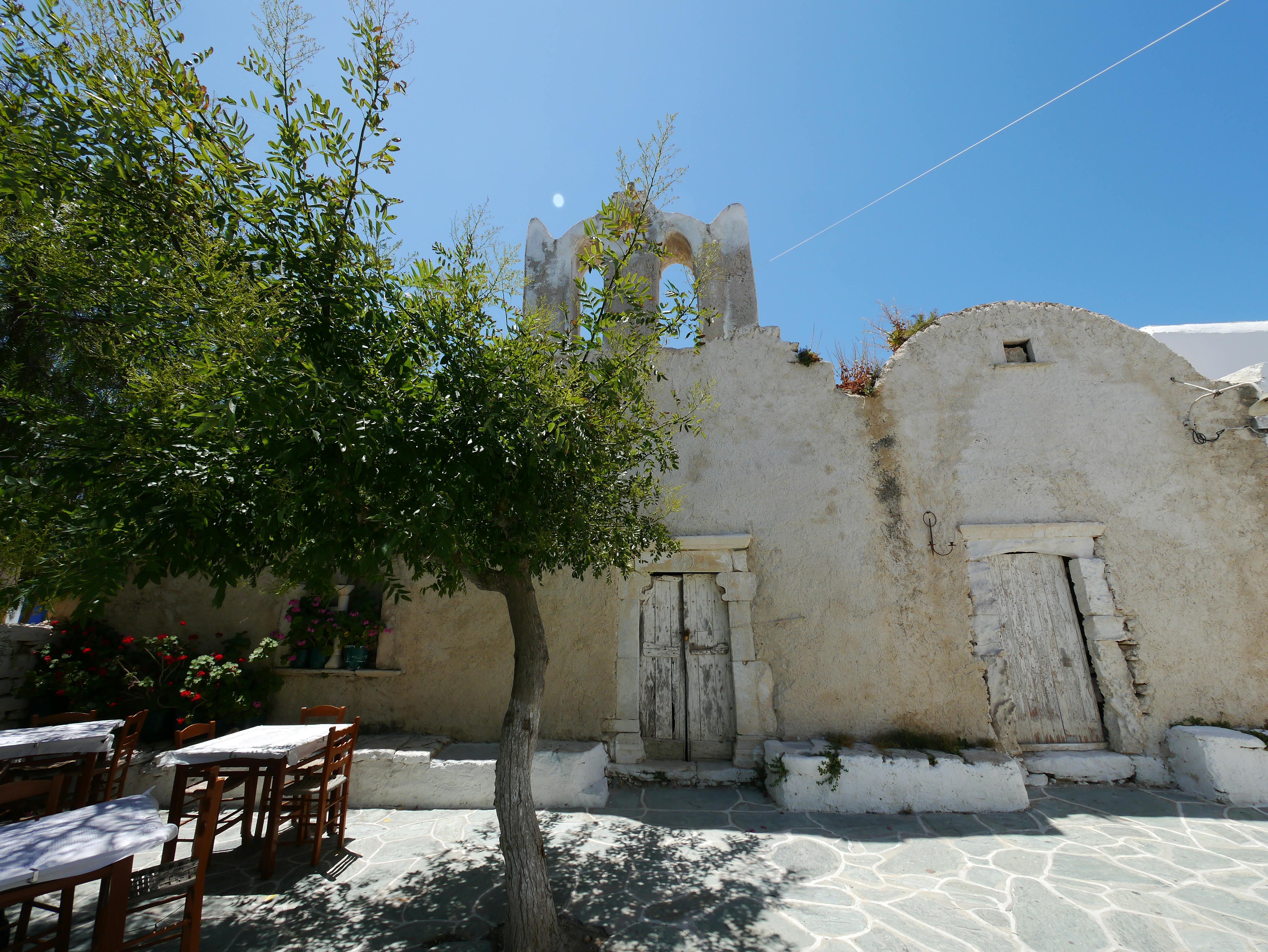 Rickety Tables Photos, Download The BEST Free Rickety Tables Stock ...