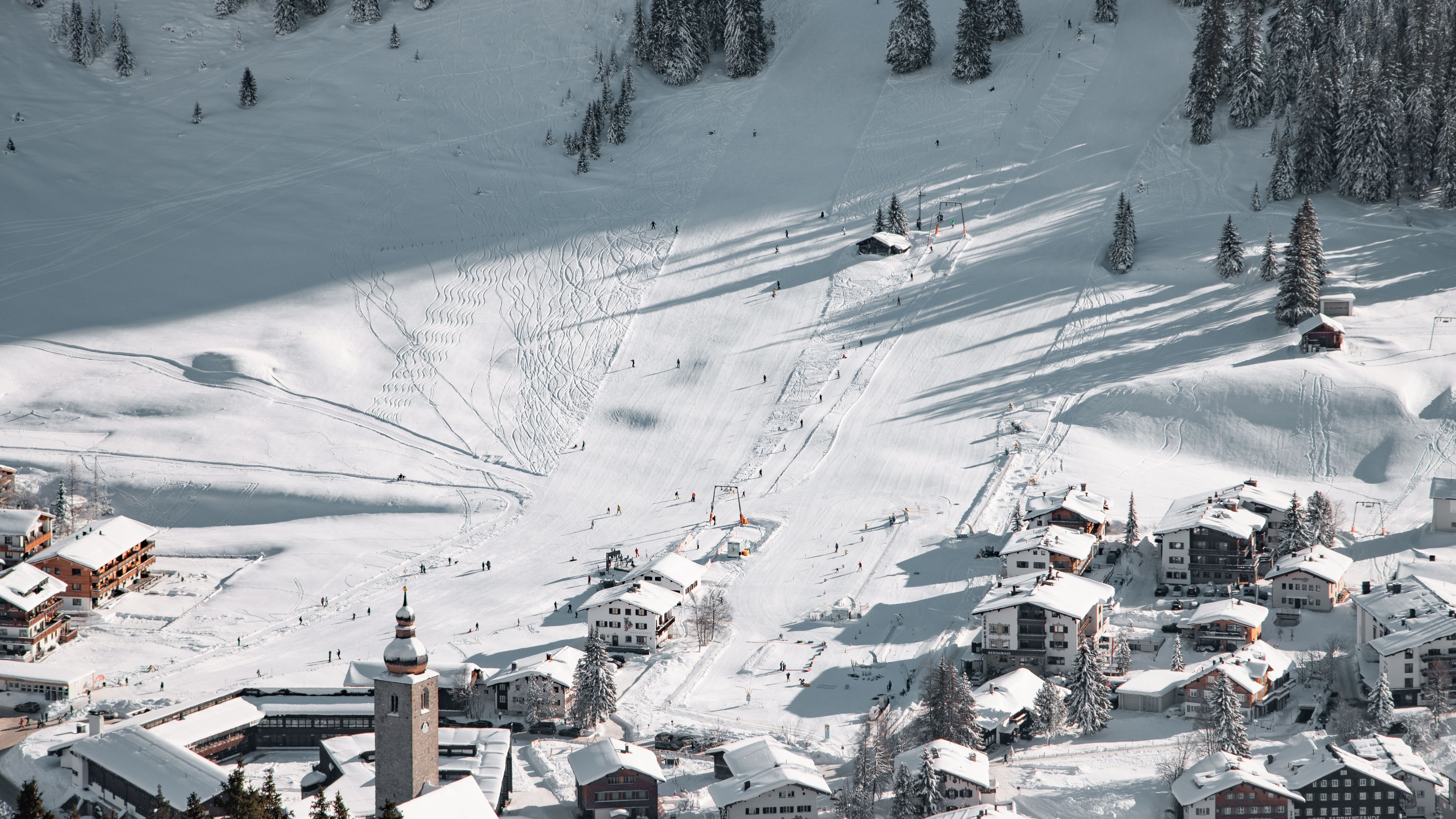 Scenic Winter View of Ski Resort in Lech am Arlberg · Free Stock Photo