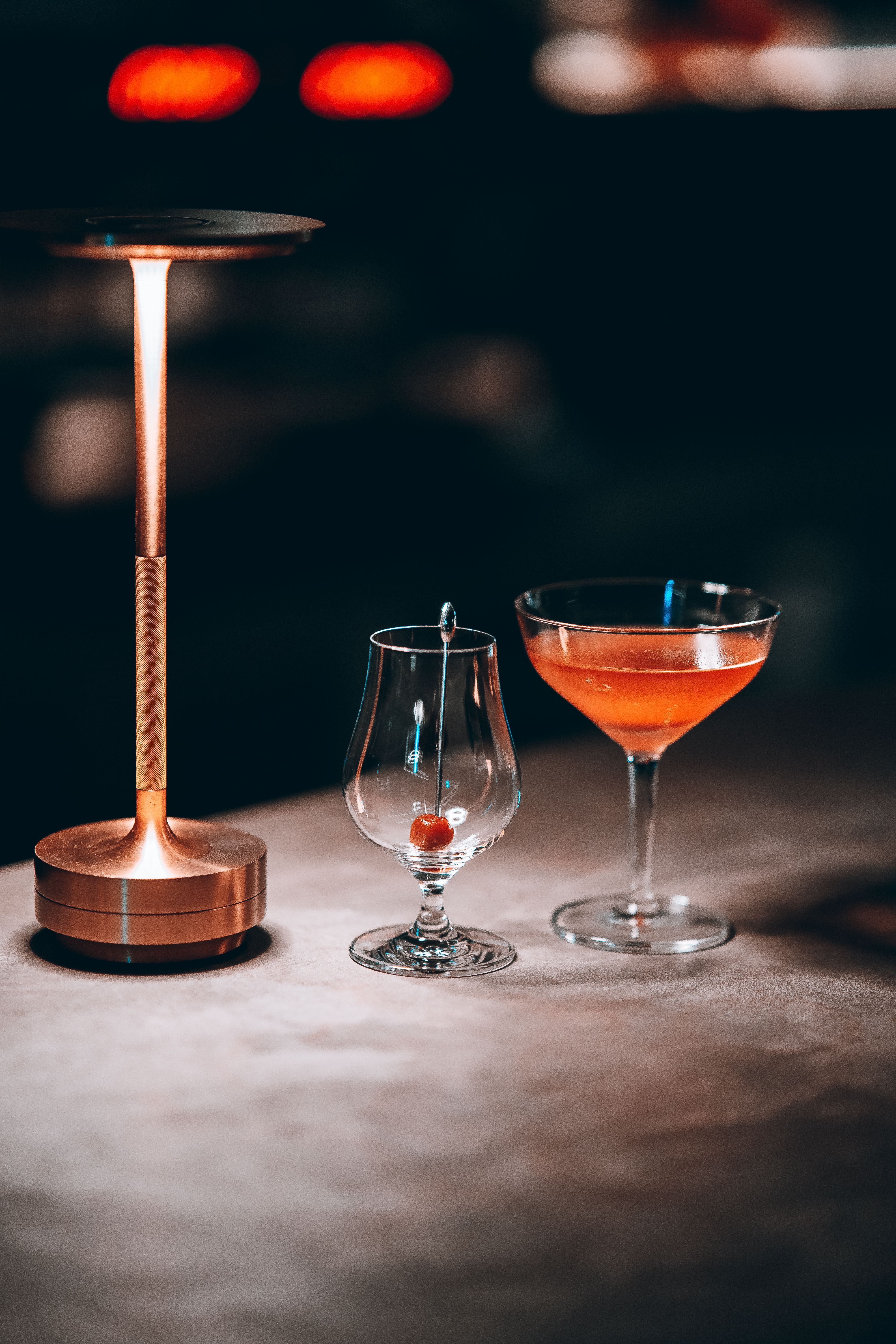 Elegant Cocktail Display at a Tokyo Bar · Free Stock Photo