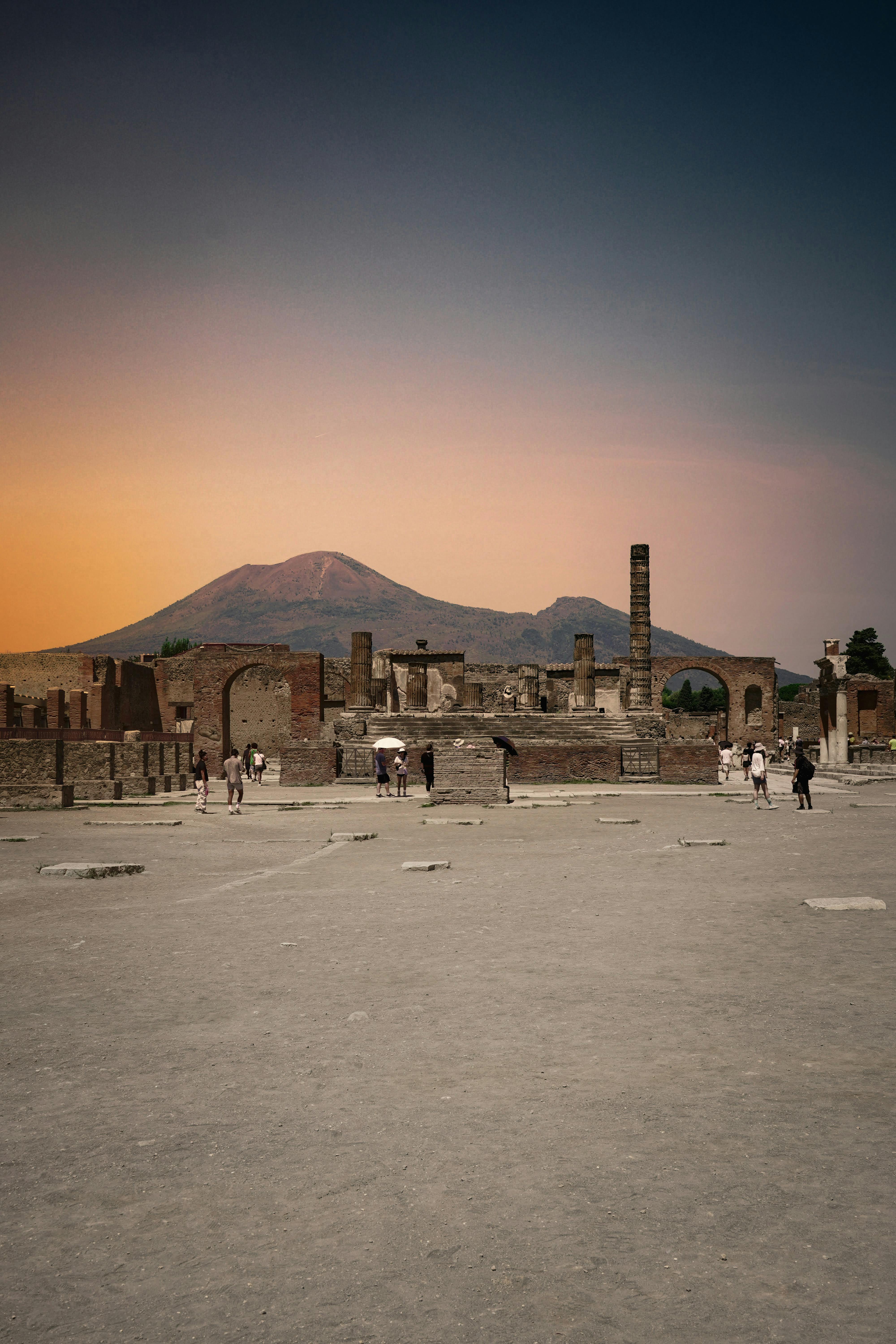 Pompeii Vulcan Photos, Download The BEST Free Pompeii Vulcan Stock ...