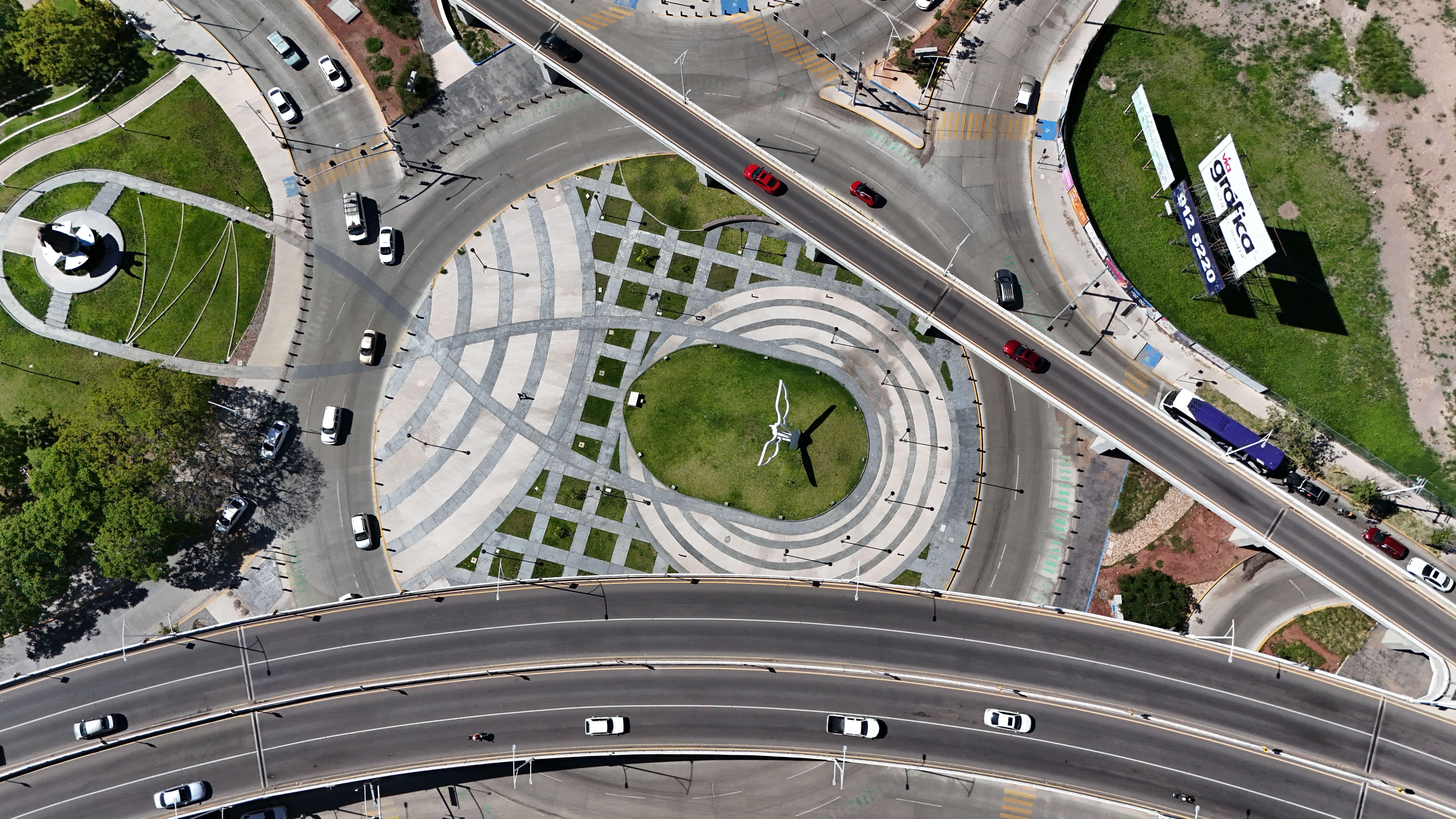 Aerial View of Roundabout in Aguascalientes, Mexico · Free Stock Photo