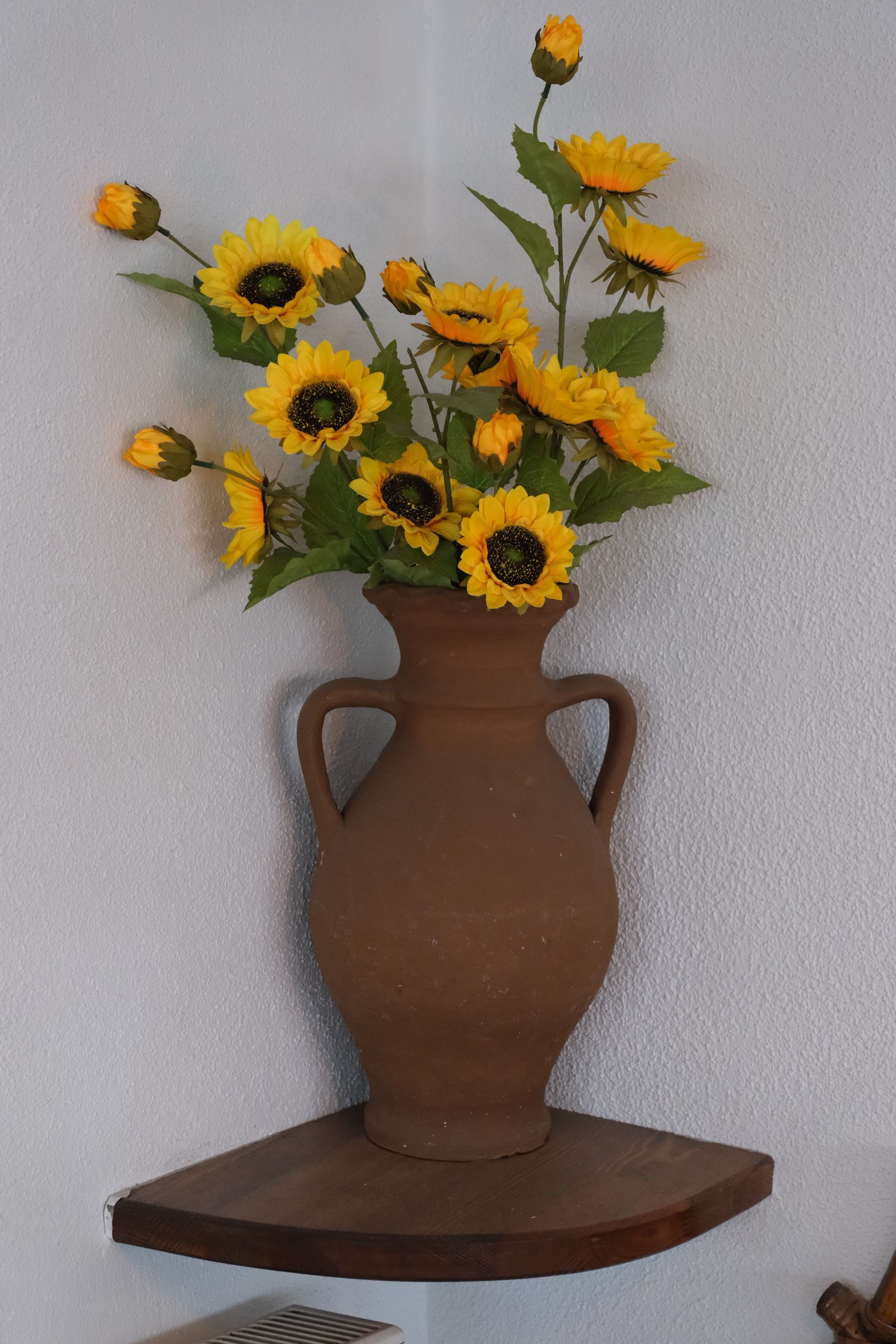 Rustic Flower Vase with Bright Sunflowers · Free Stock Photo
