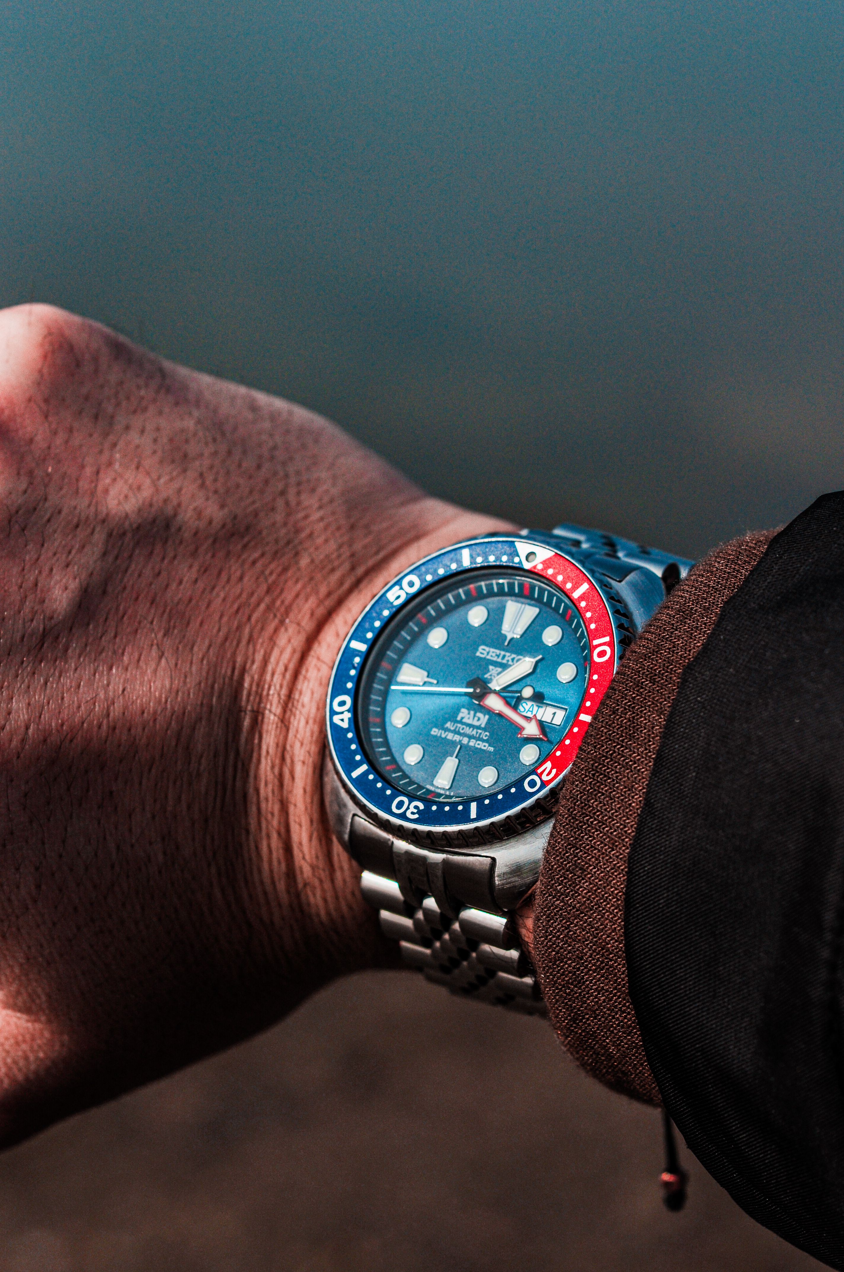 Blue And Red Watch Photos, Download The BEST Free Blue And Red Watch ...