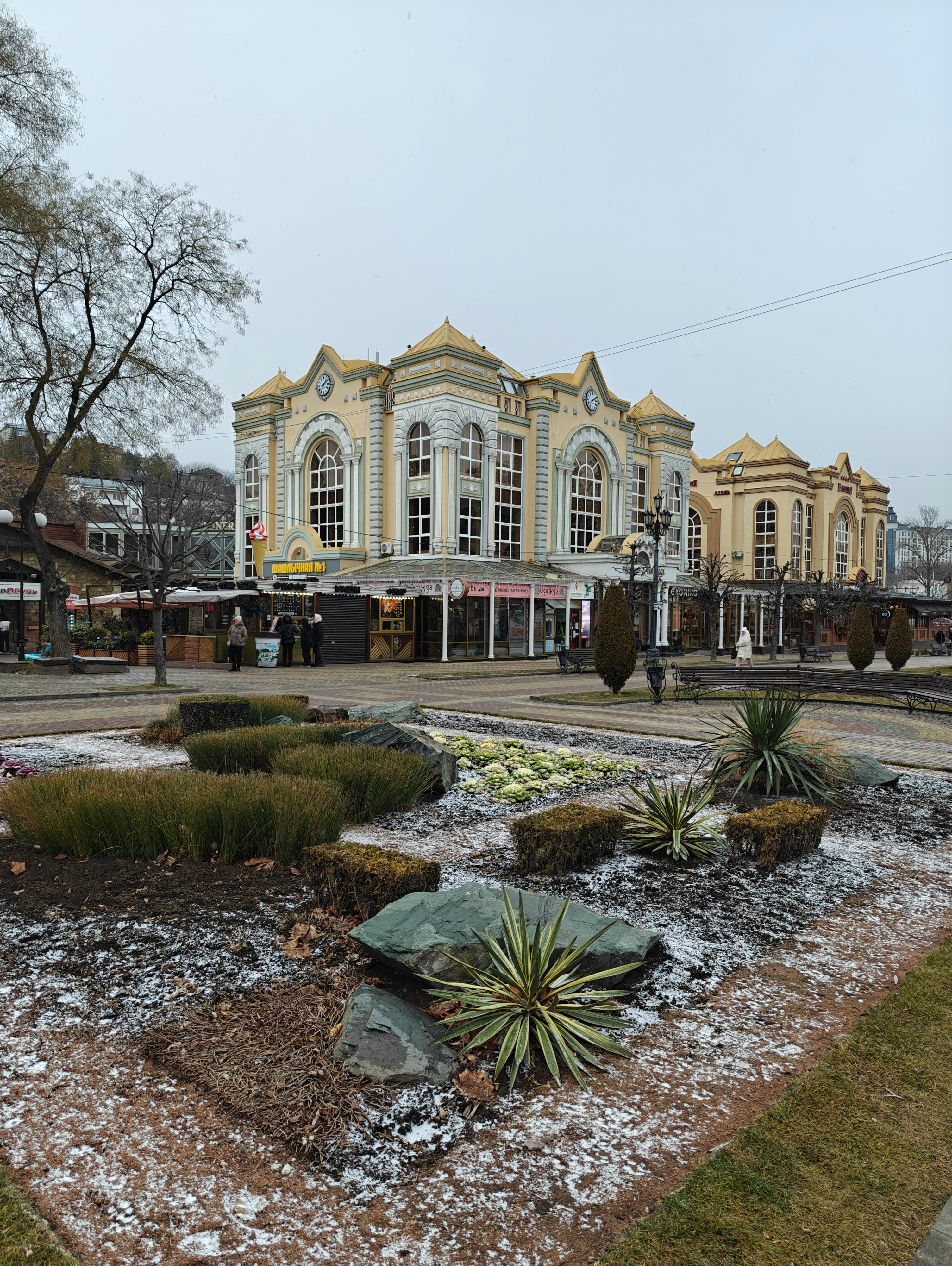 Mger Akopyan - 写真