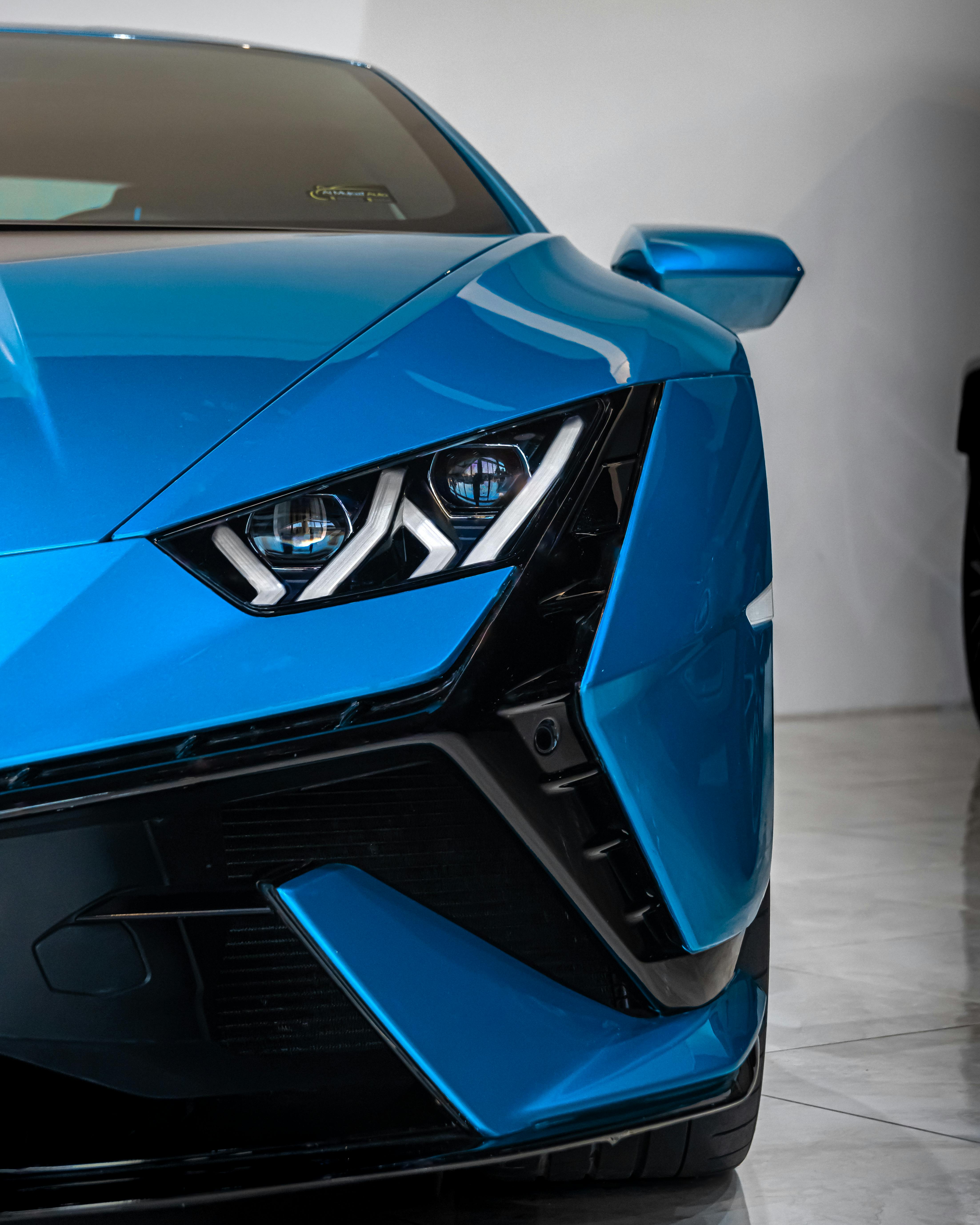 Faros Delanteros Tecnica Lamborghini Huracan Azul · Foto de stock gratuita