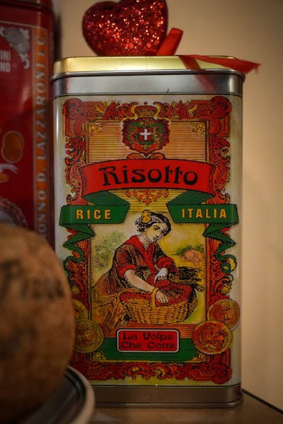 Tin Photos, Download The BEST Free Tin Stock Photos & HD Images