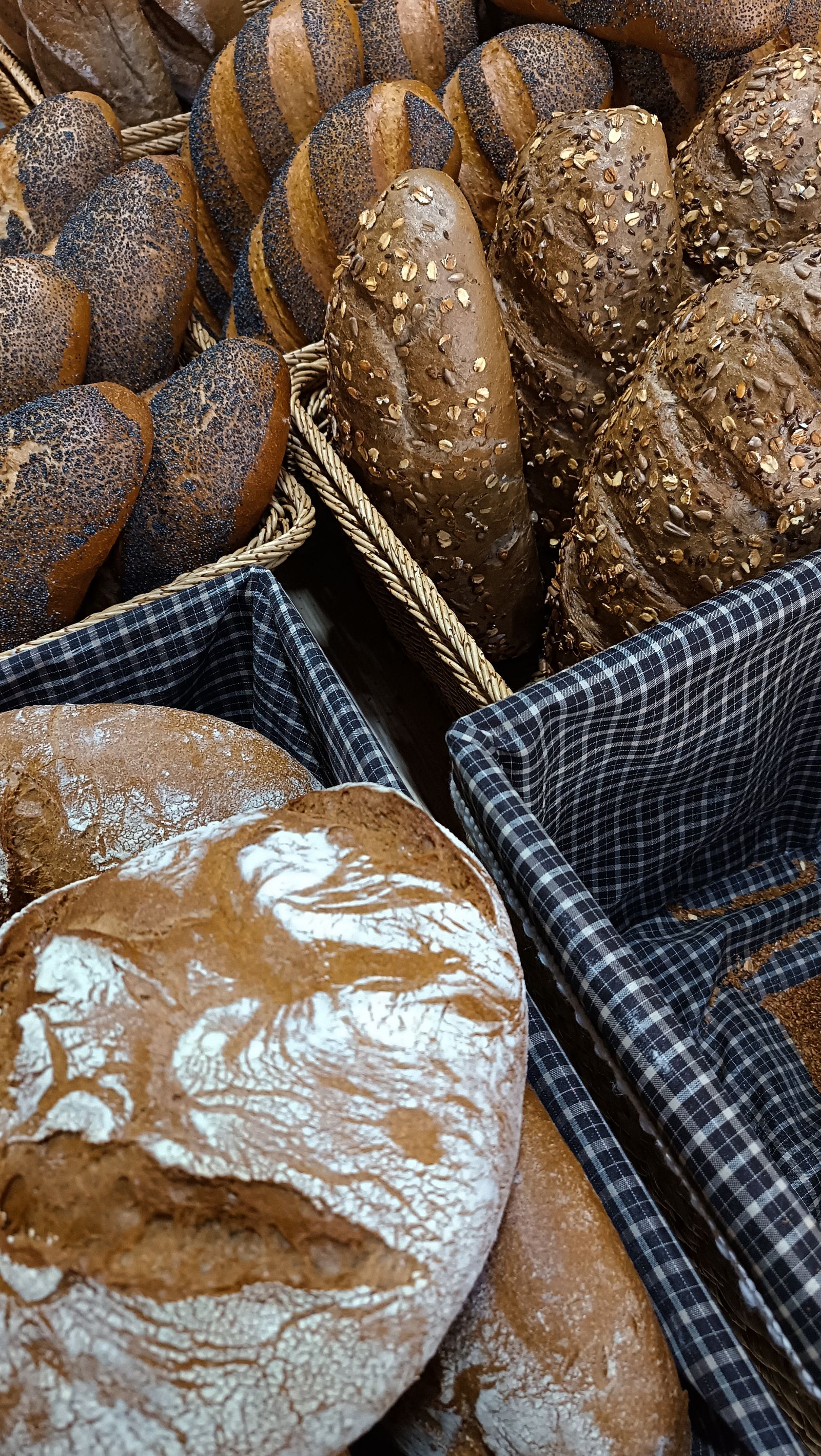 Bread Loaves Photos, Download The BEST Free Bread Loaves Stock Photos ...