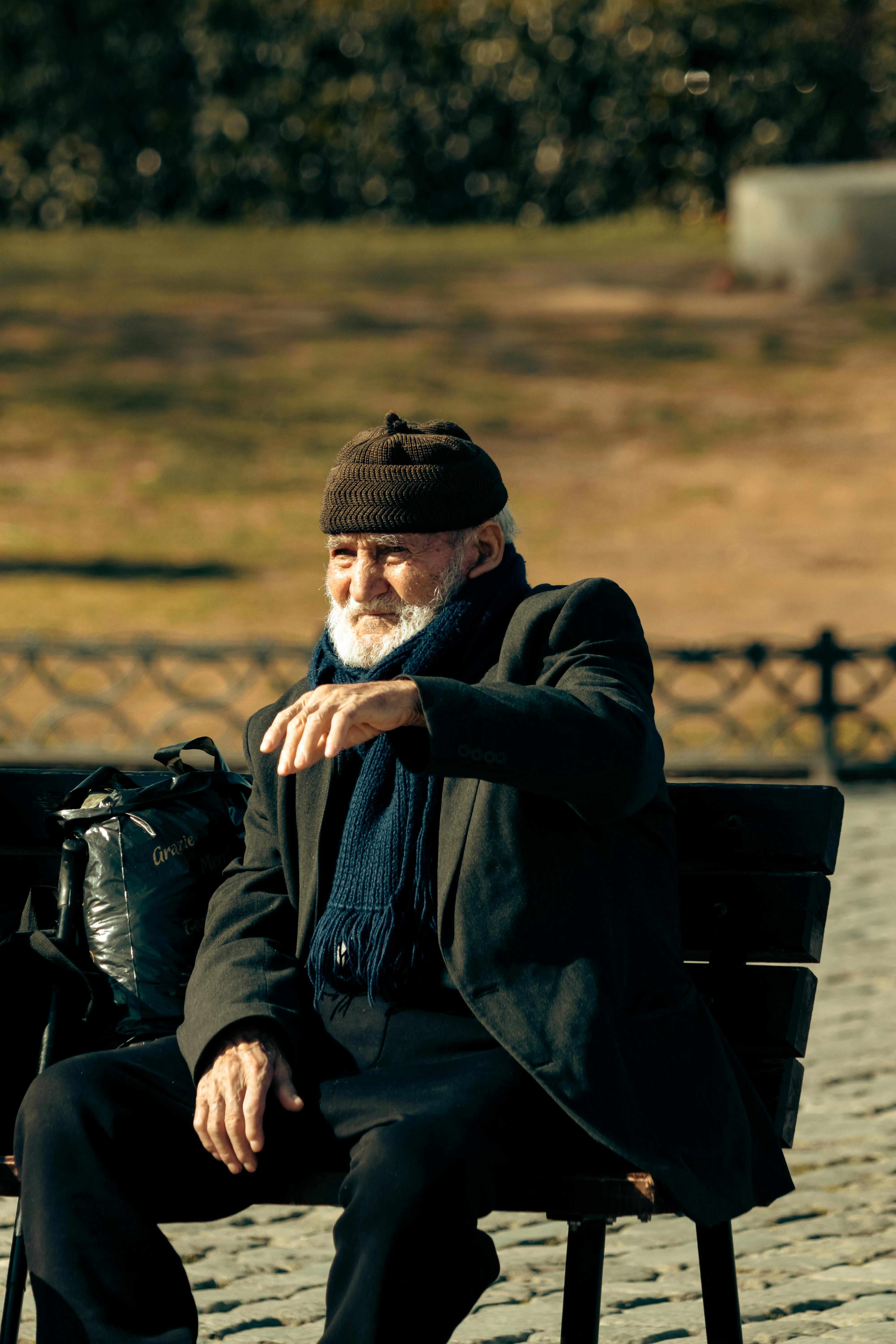 Male Retired Photos, Download The BEST Free Male Retired Stock Photos ...