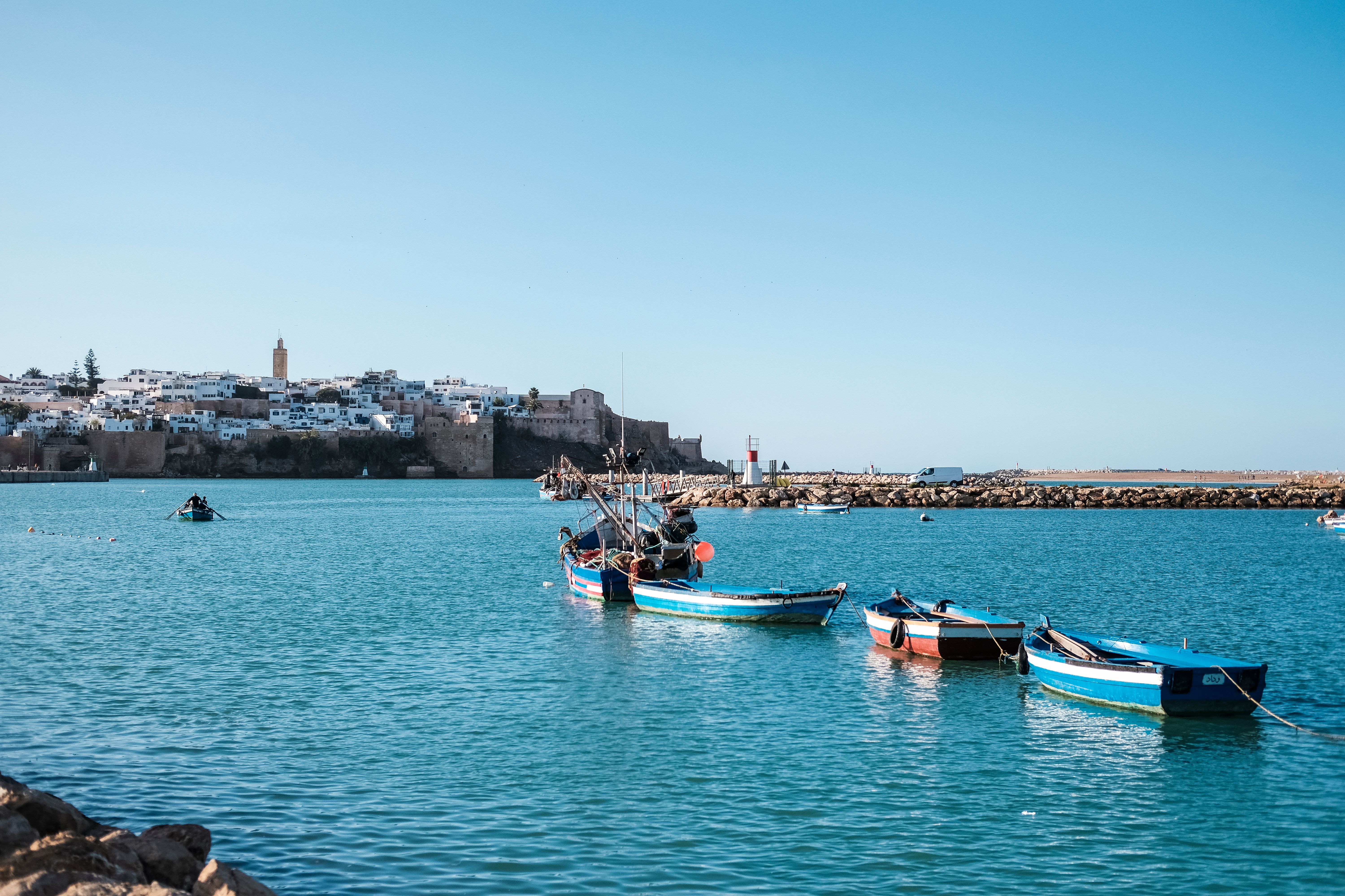 Vue Panoramique Sur Le Front De Mer Et Les Bateaux De Rabat · Photo ...