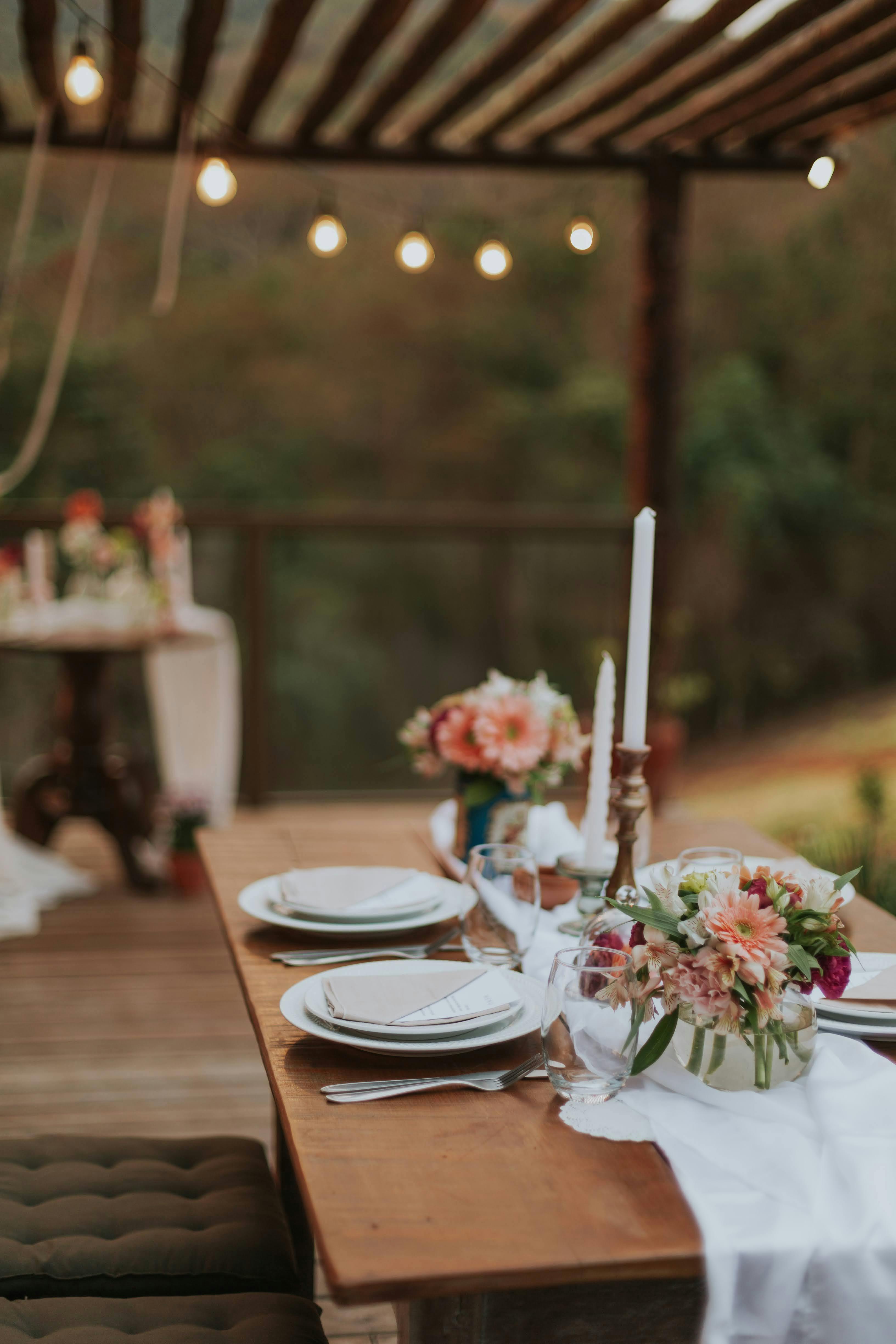 Rustic Outdoor Wedding Reception Table Decor · Free Stock Photo