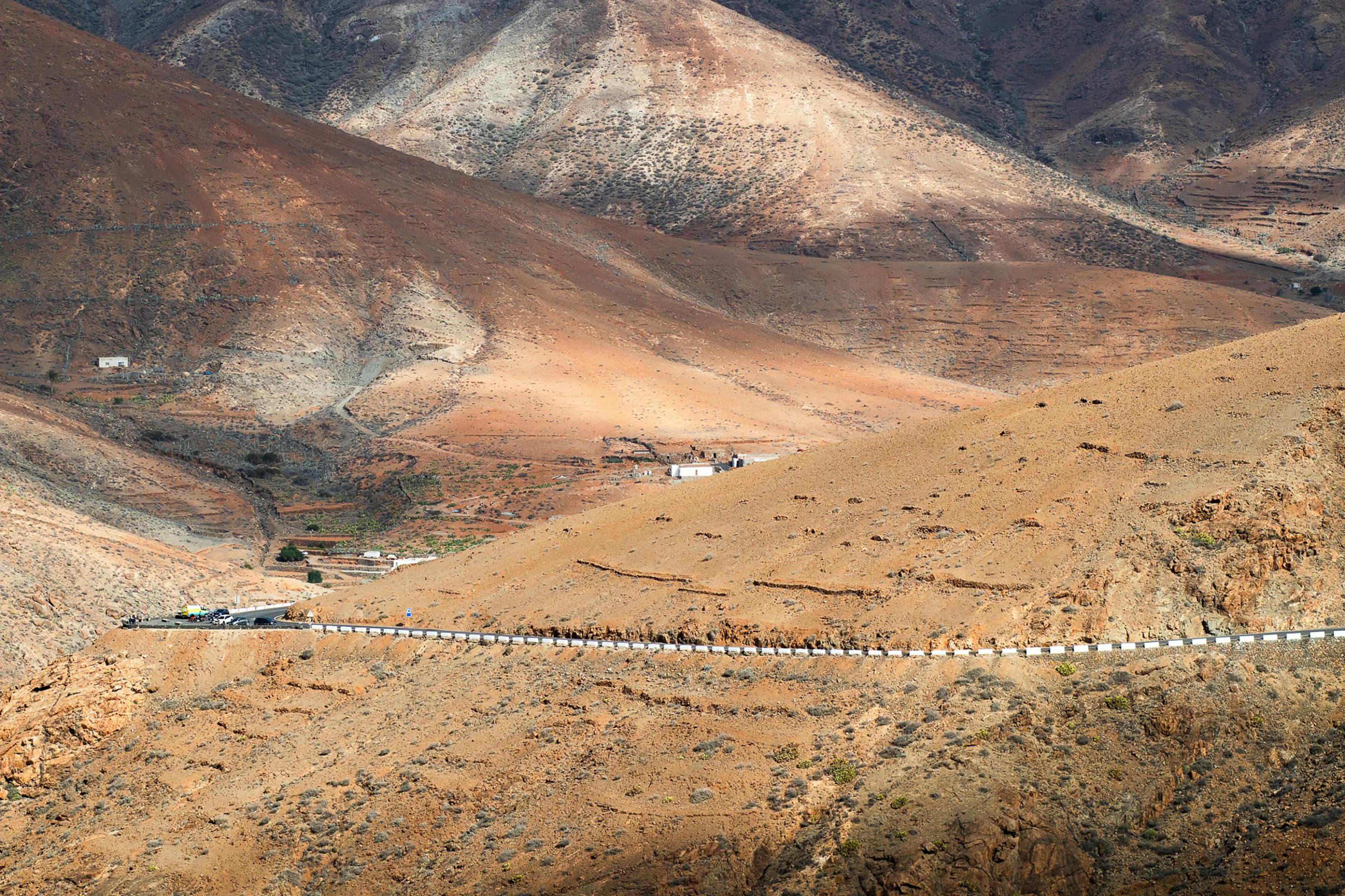Mountain Dry Photos, Download The BEST Free Mountain Dry Stock Photos ...