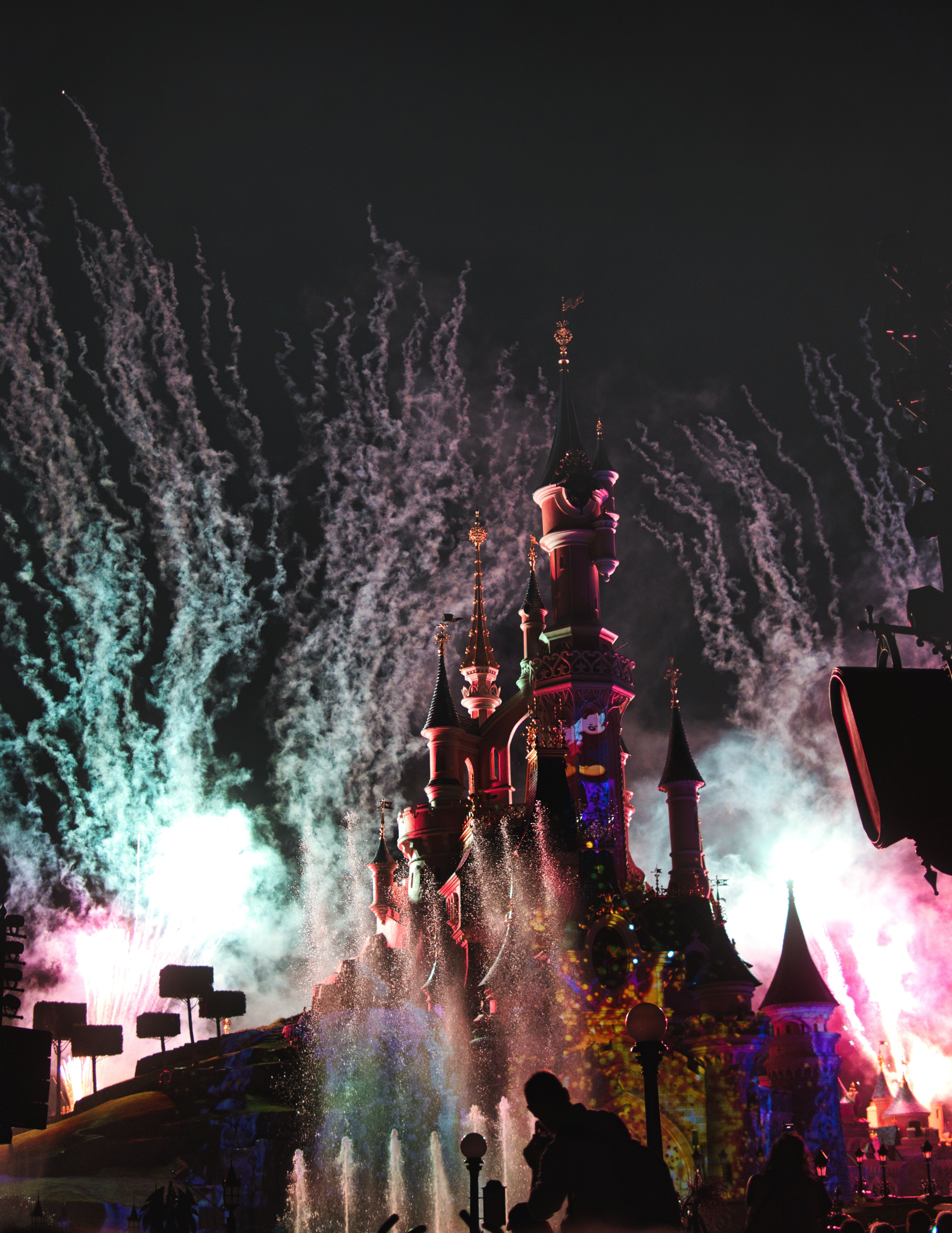 Fireworks Above Disneyland Paris Castle · Free Stock Photo
