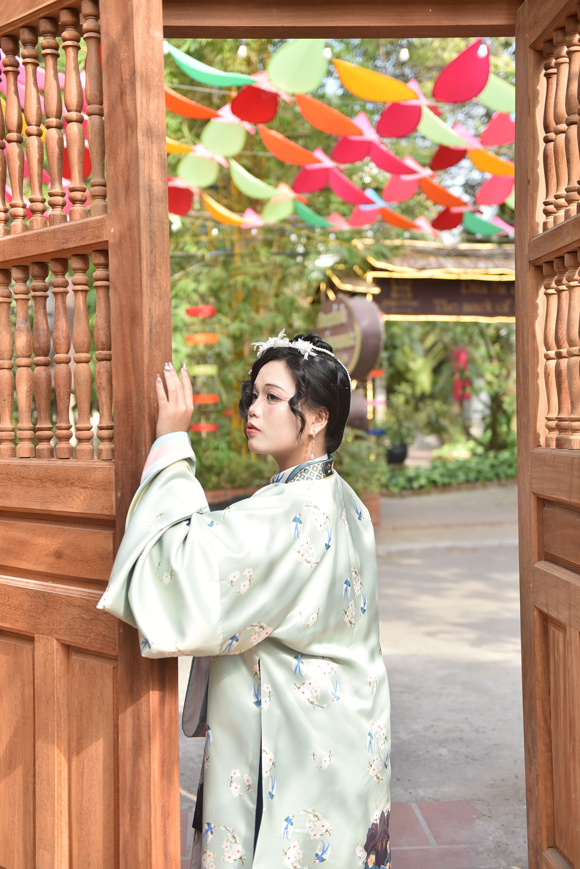 Traditional Asian Costume in Vibrant Festival · Free Stock Photo