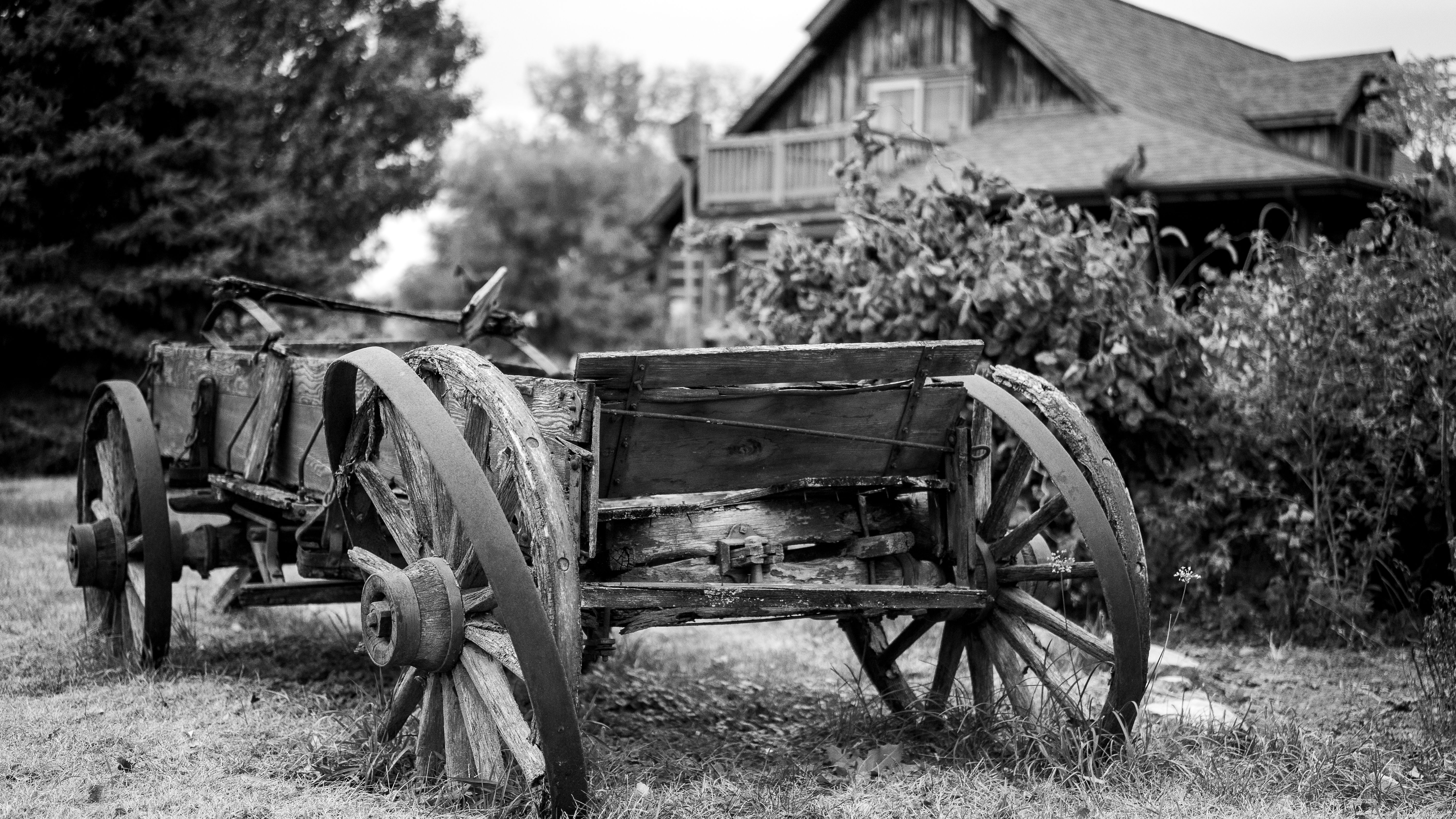 Rustic Antique Cart by Countryside Farmhouse · Free Stock Photo
