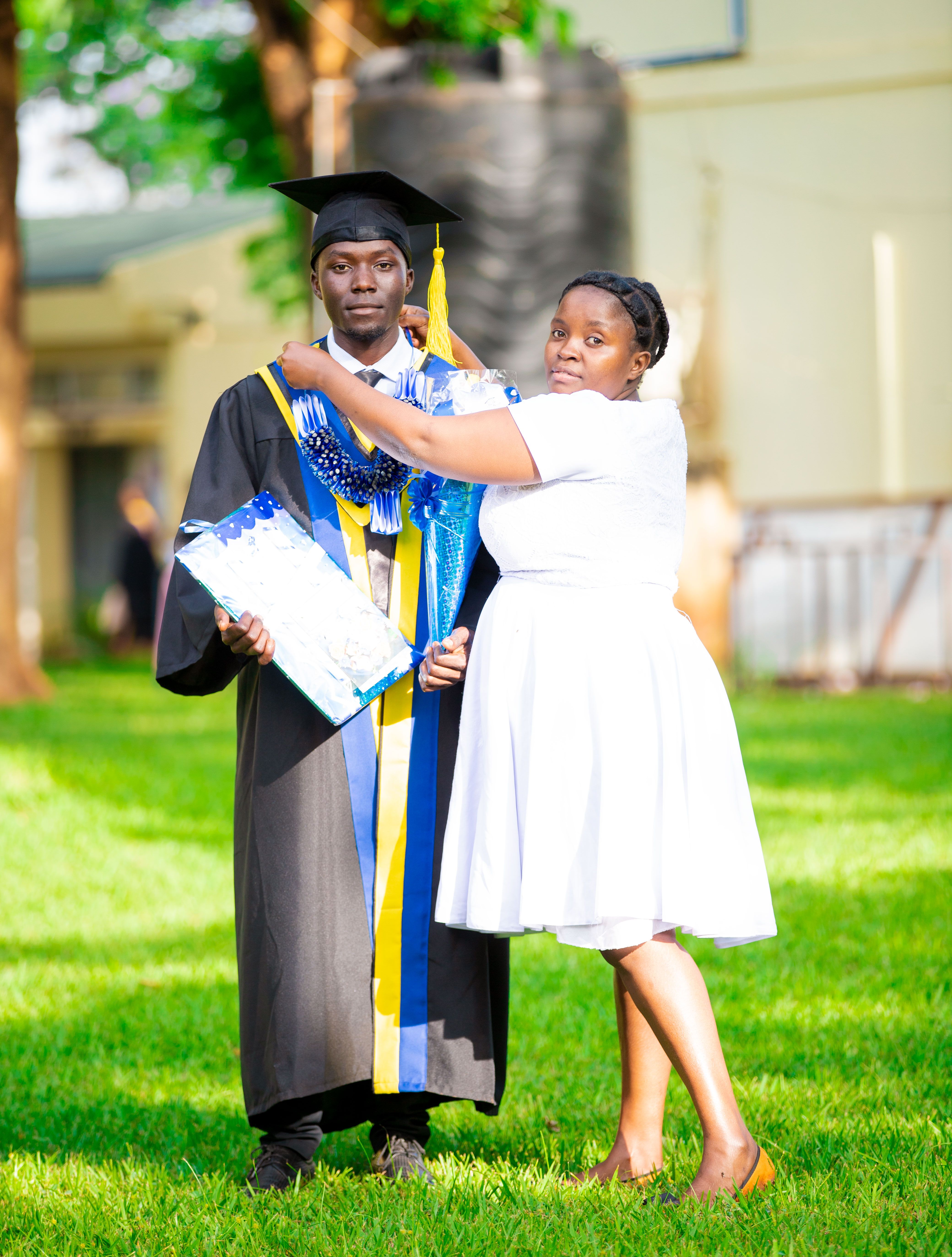 Graduation Celebration Outdoors with Friends and Family · Free Stock Photo