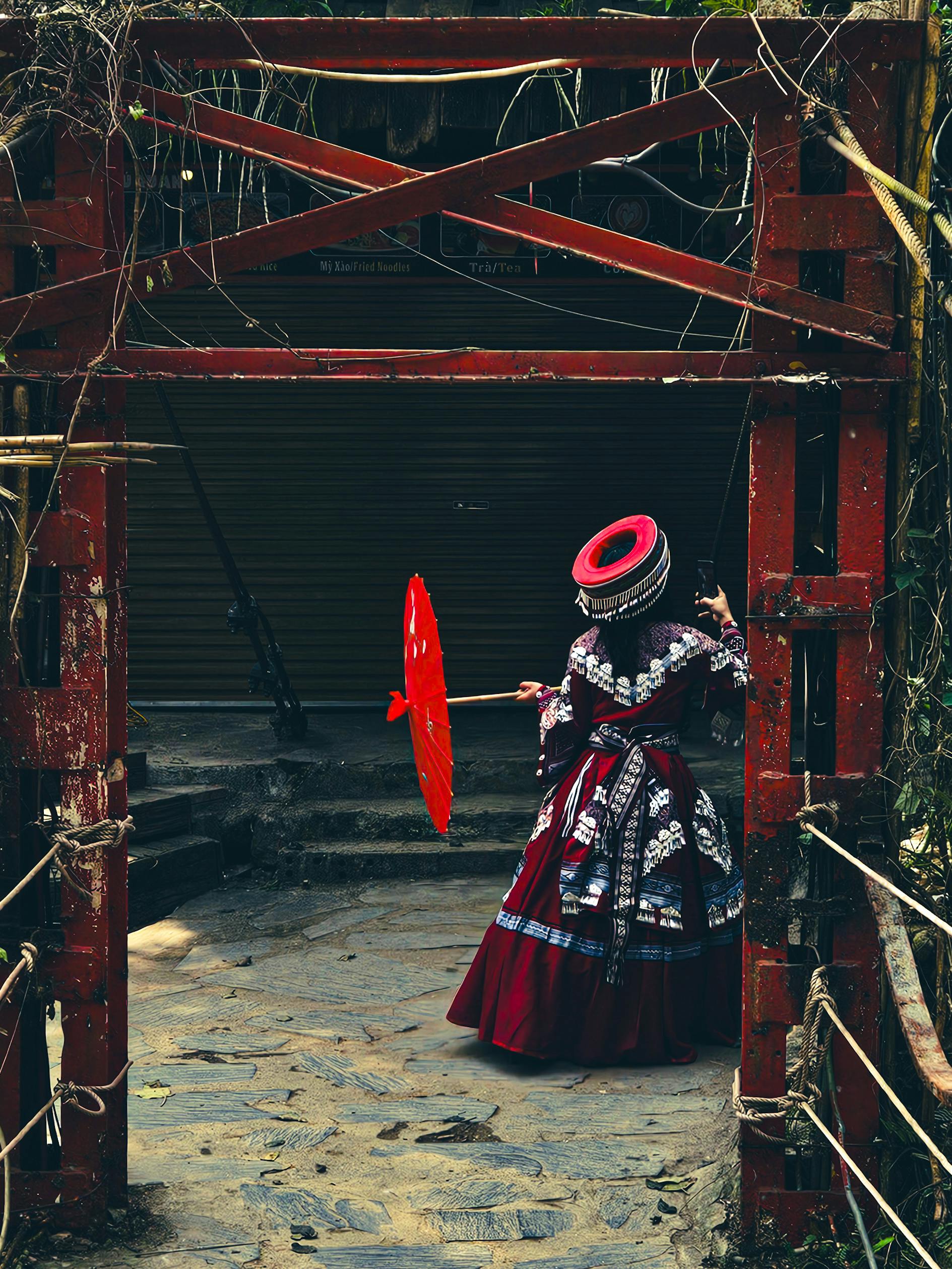 Circular Hat Photos, Download The BEST Free Circular Hat Stock Photos ...