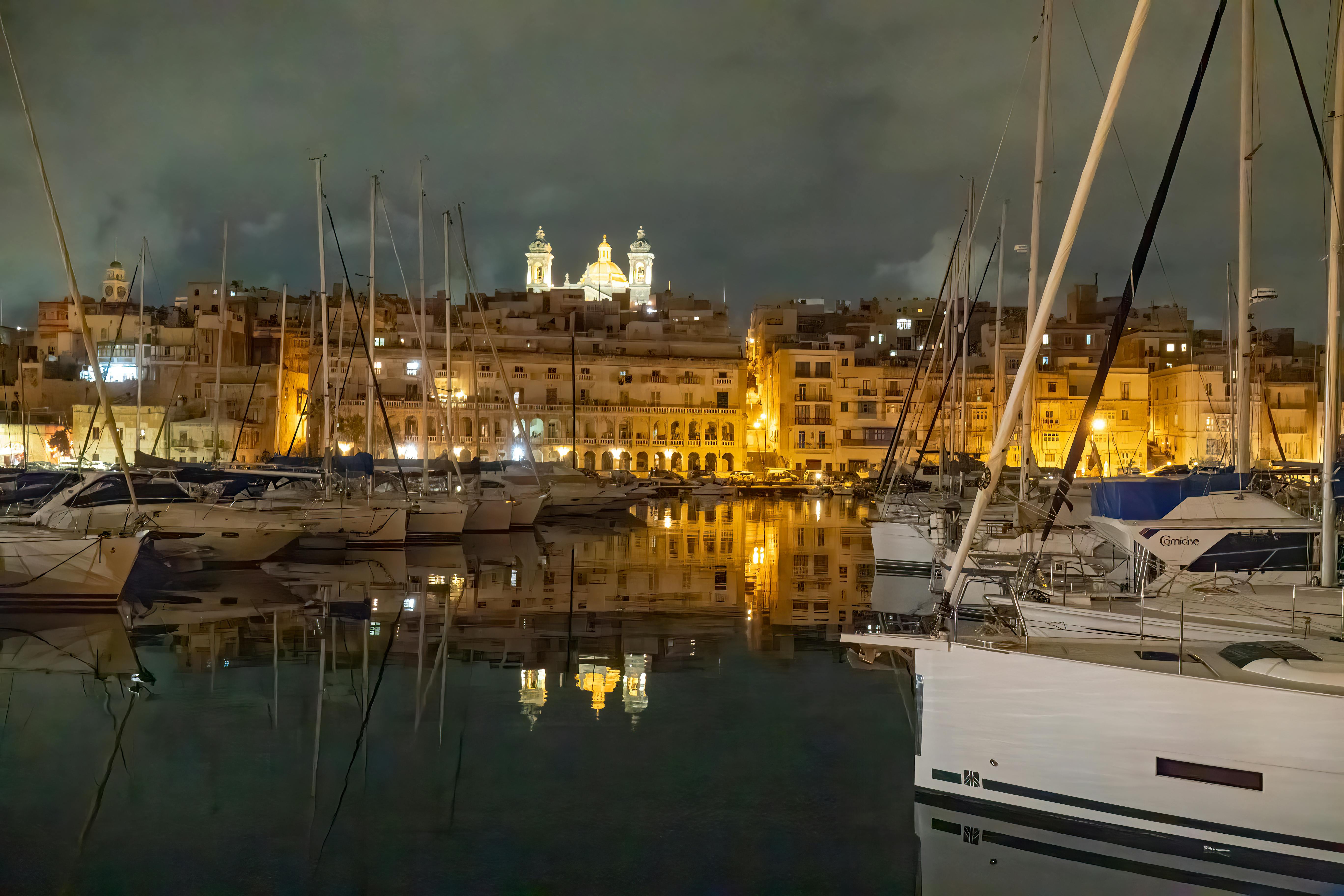 Scenic Night View of Senglea Marina, Malta · Free Stock Photo
