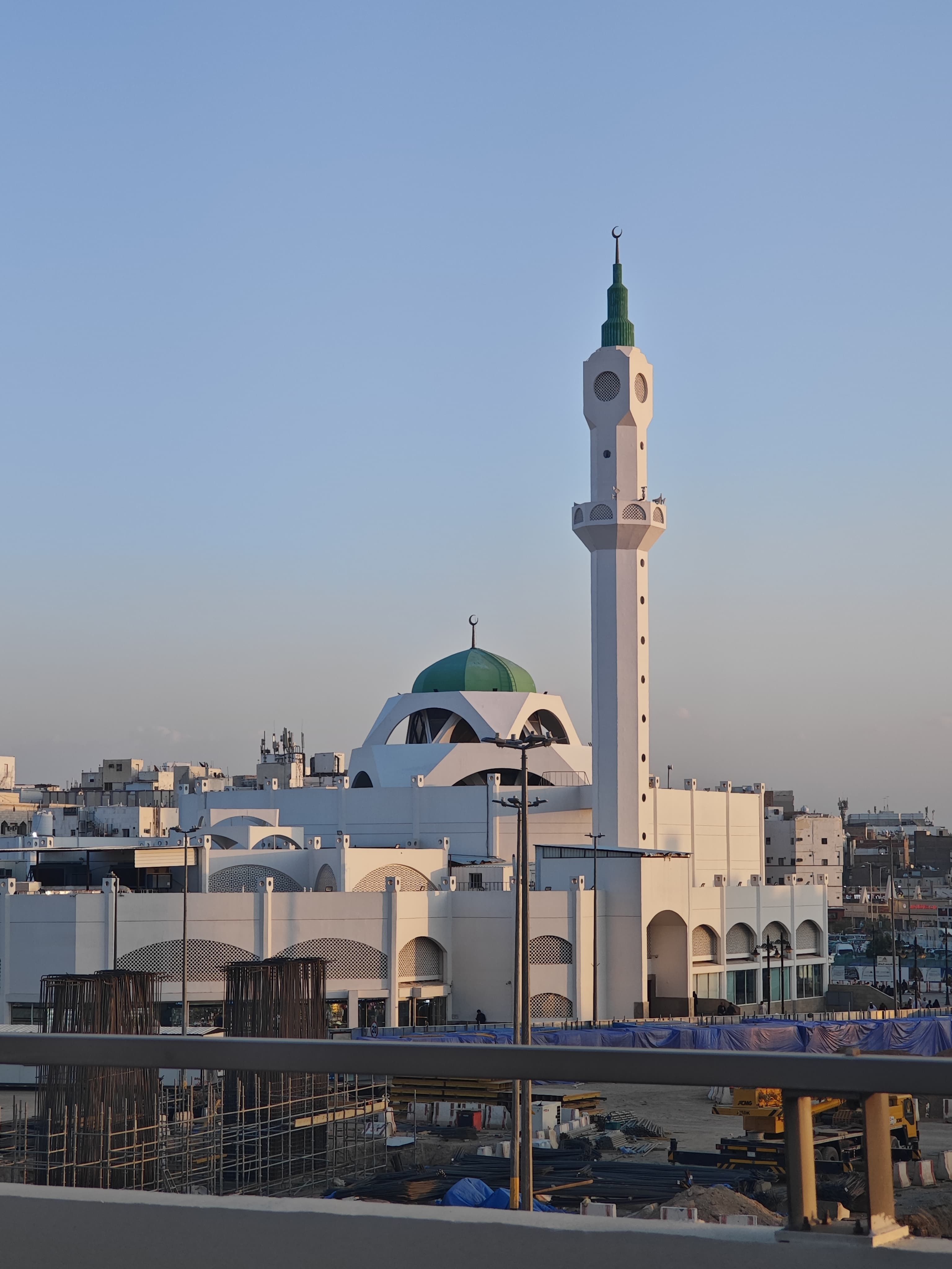 Beautiful Mosque in Saudi Arabia at Daytime · Free Stock Photo