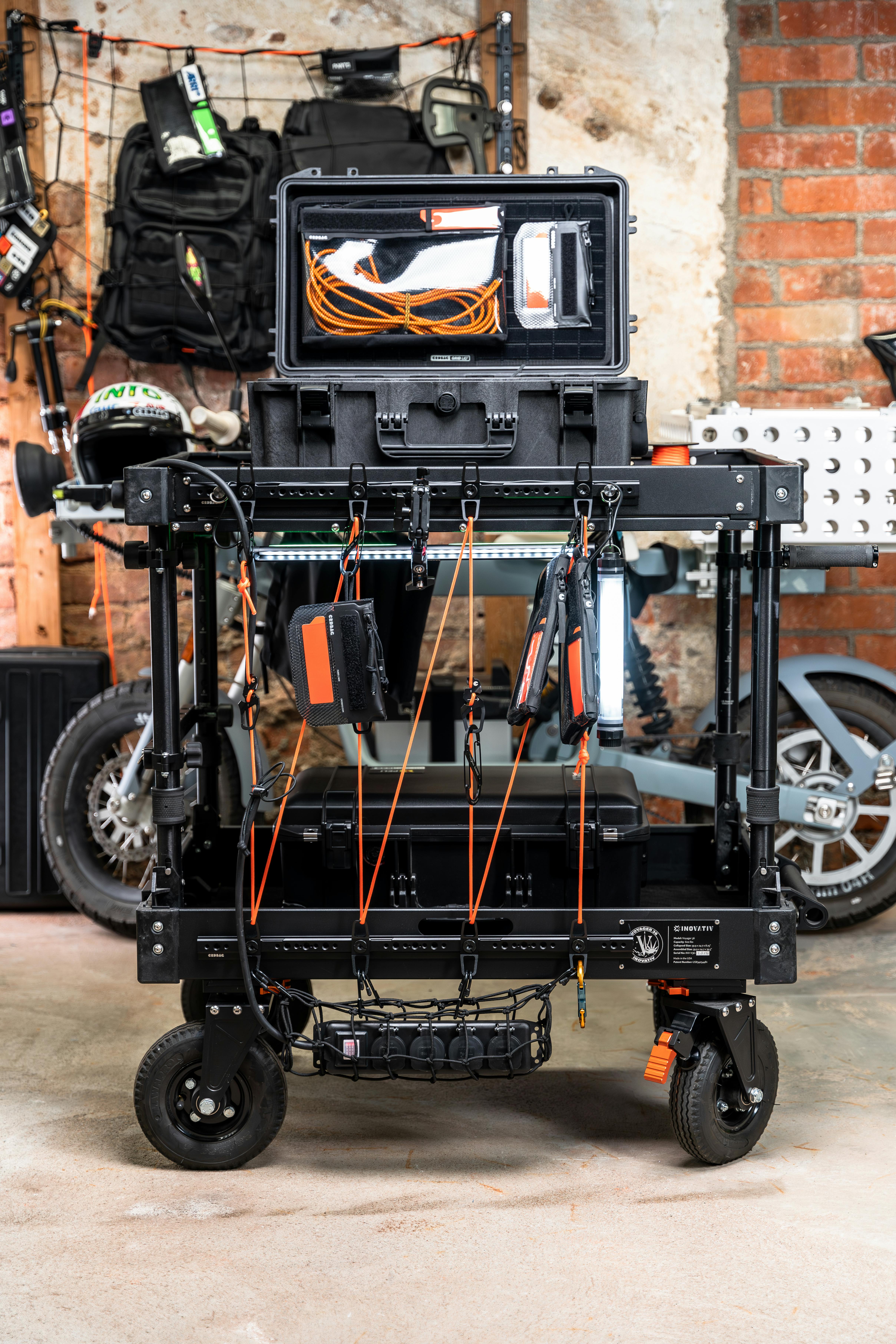 Professional Camera Rig Setup in Studio Environment · Free Stock Photo