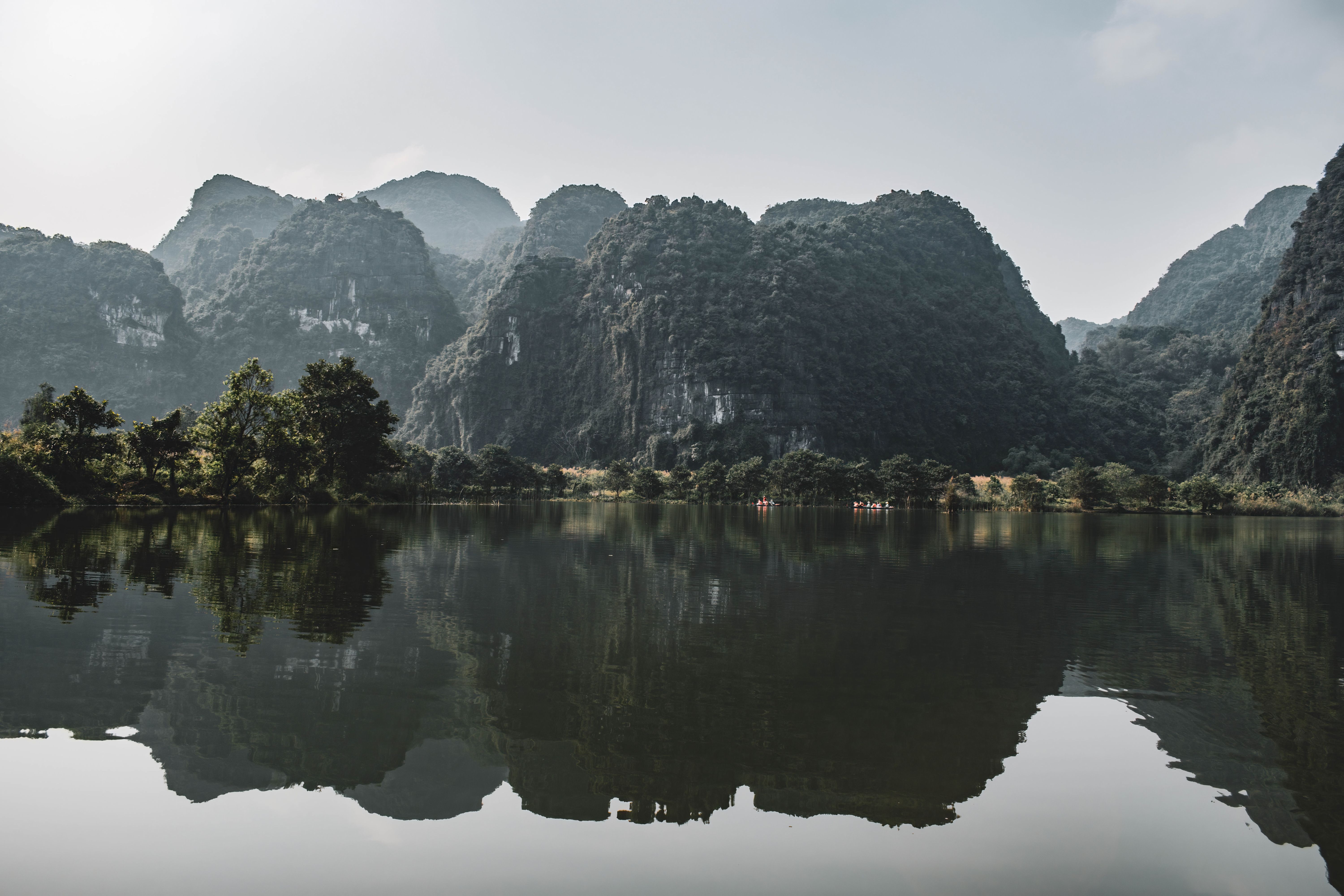 Scenic View of Limestone Mountains in Ninh Bình · Free Stock Photo