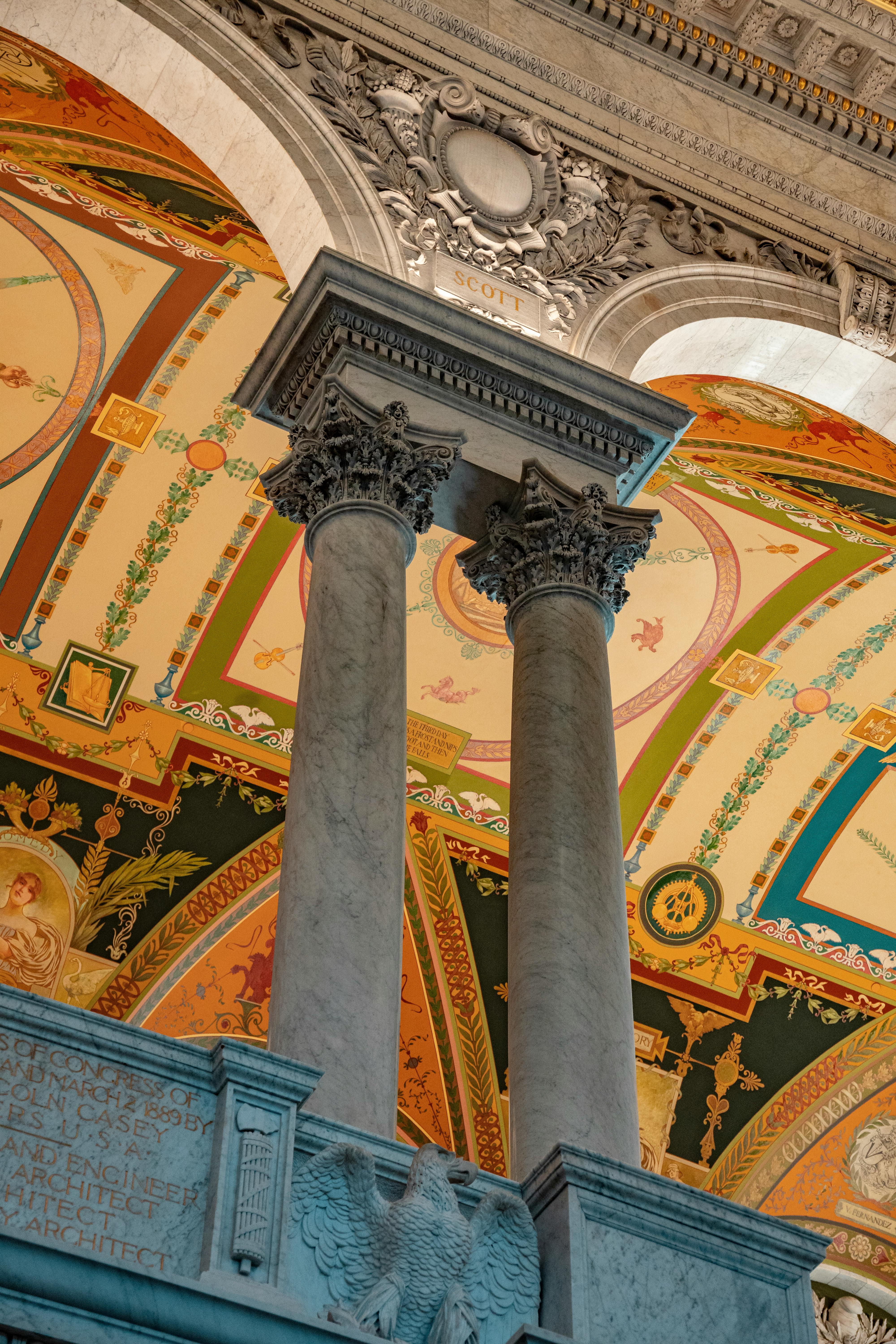 Ornate Interior Columns at the Library of Congress · Free Stock Photo