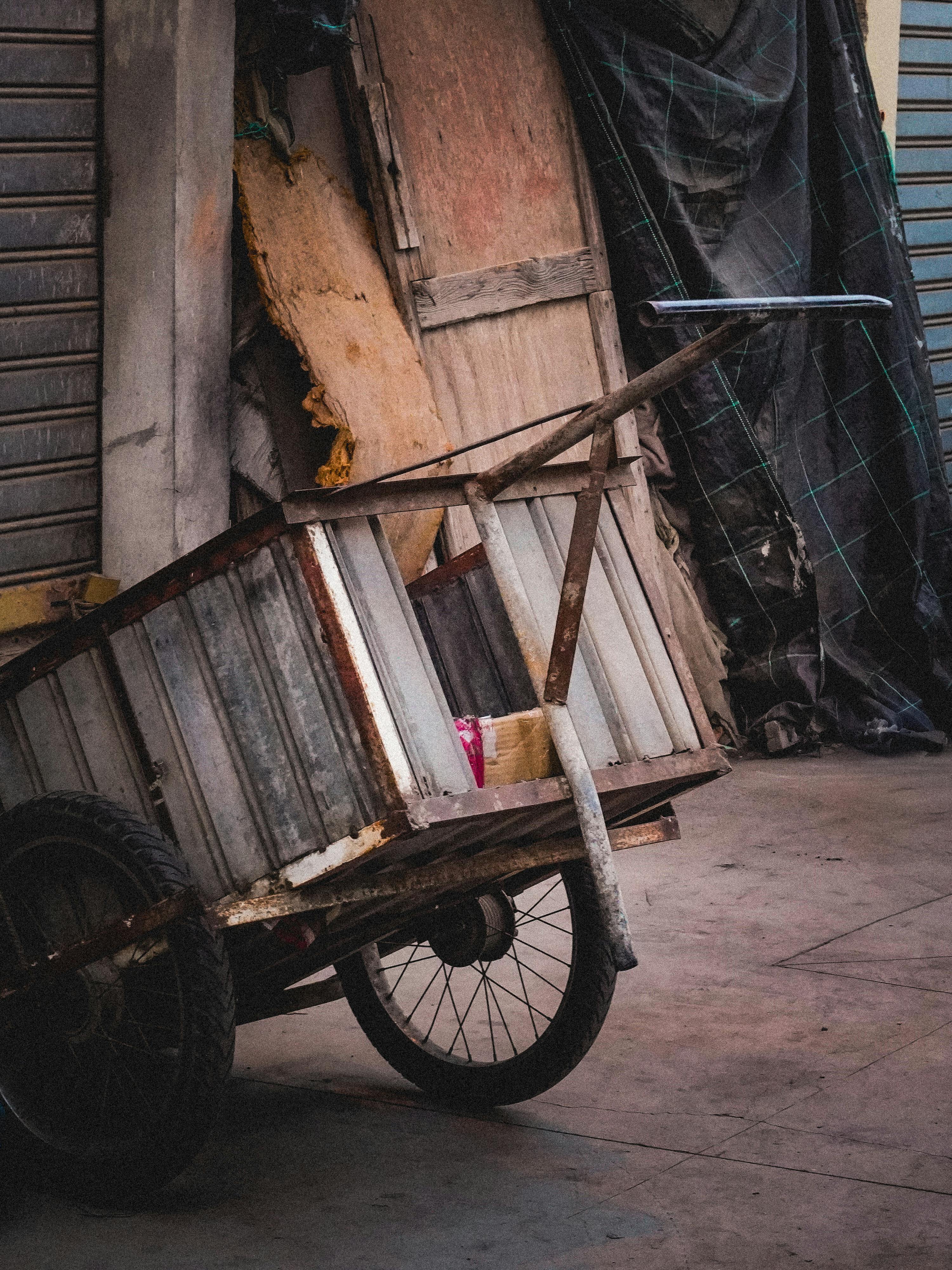 Rustic Cart in Agadir Street Market · Free Stock Photo
