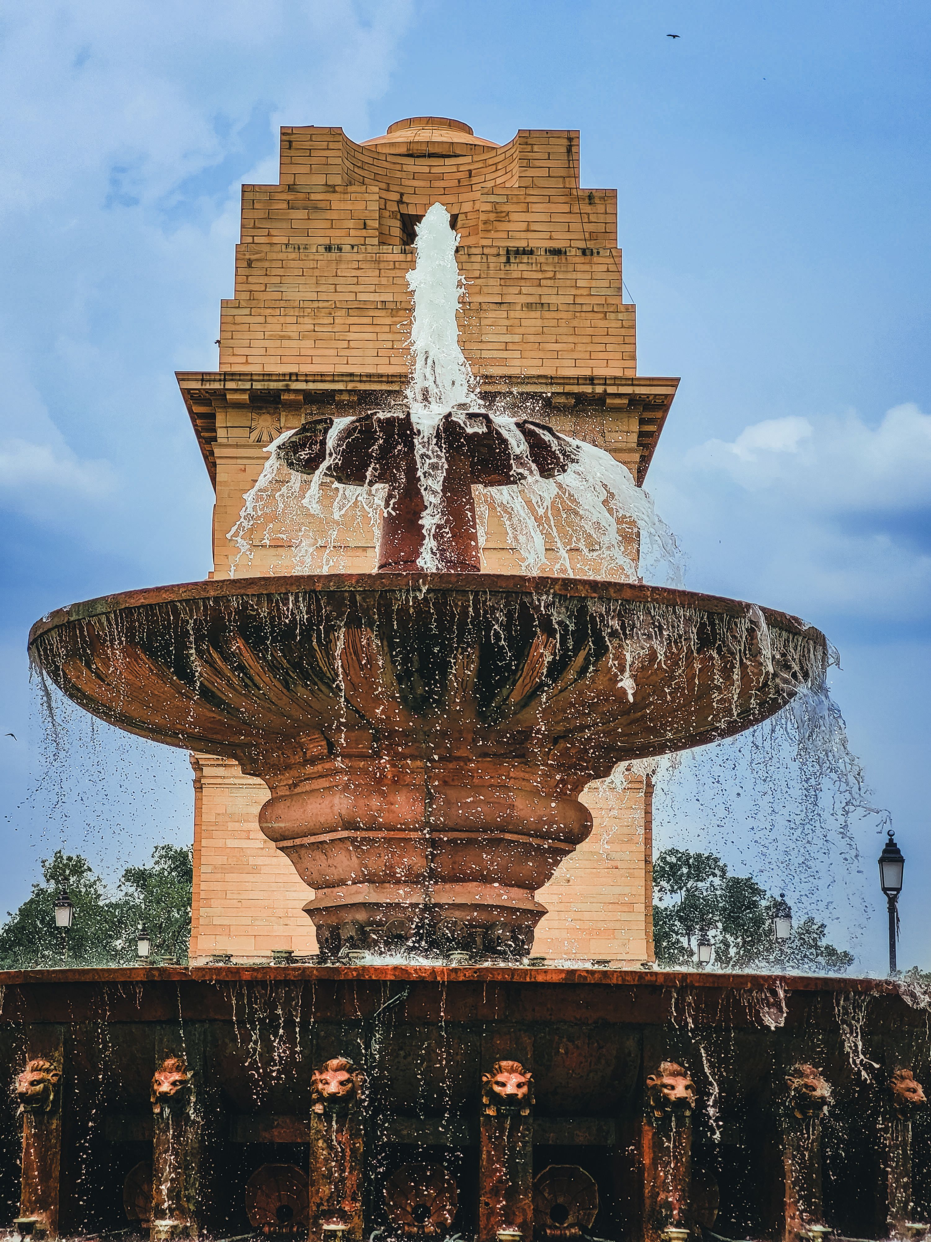 Fountain at India Gate Complex in New Delhi · Free Stock Photo