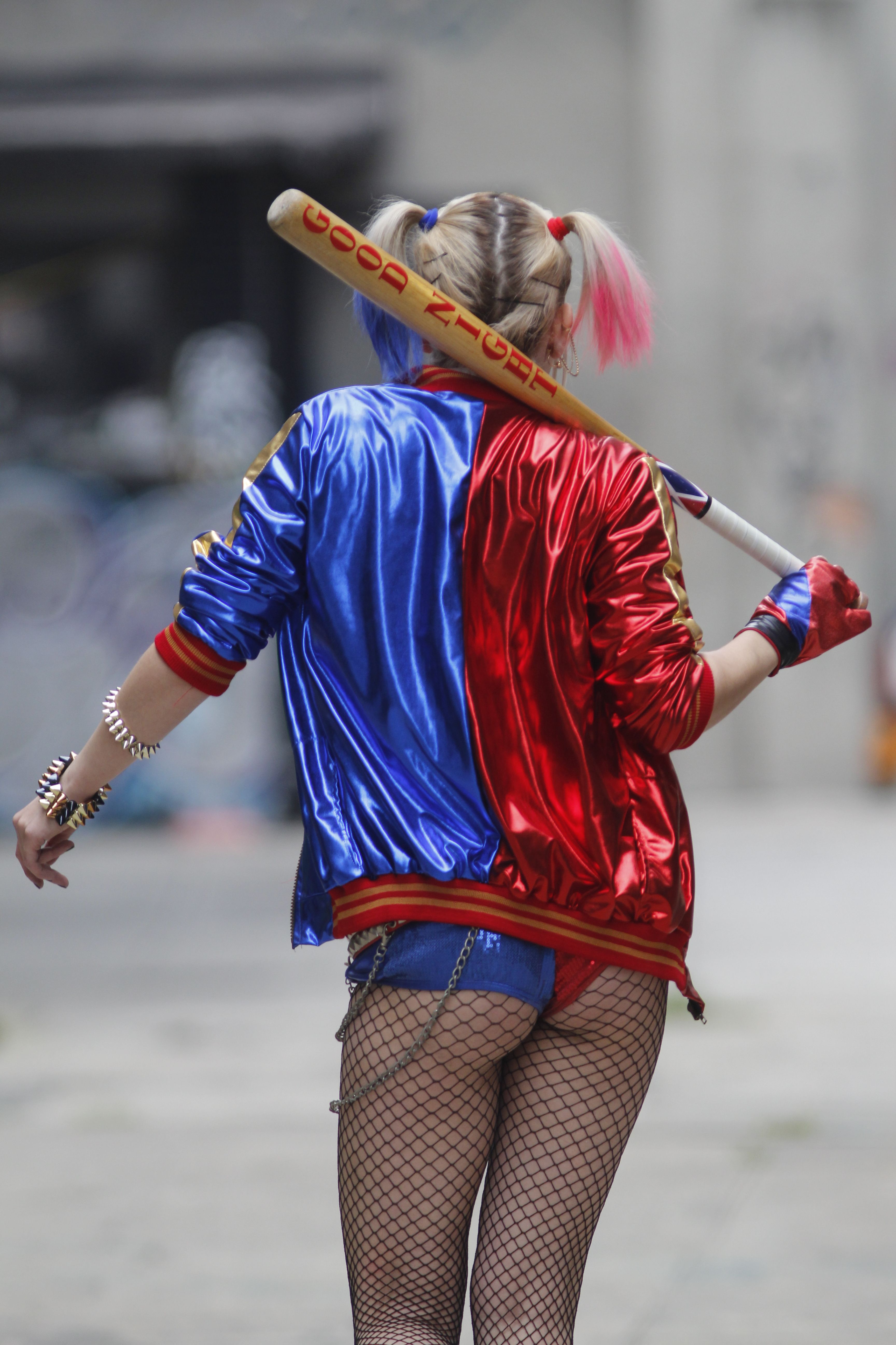 Harley Quinn En Las Calles: Una Sesión De Cosplay Llena De Locura Y ...