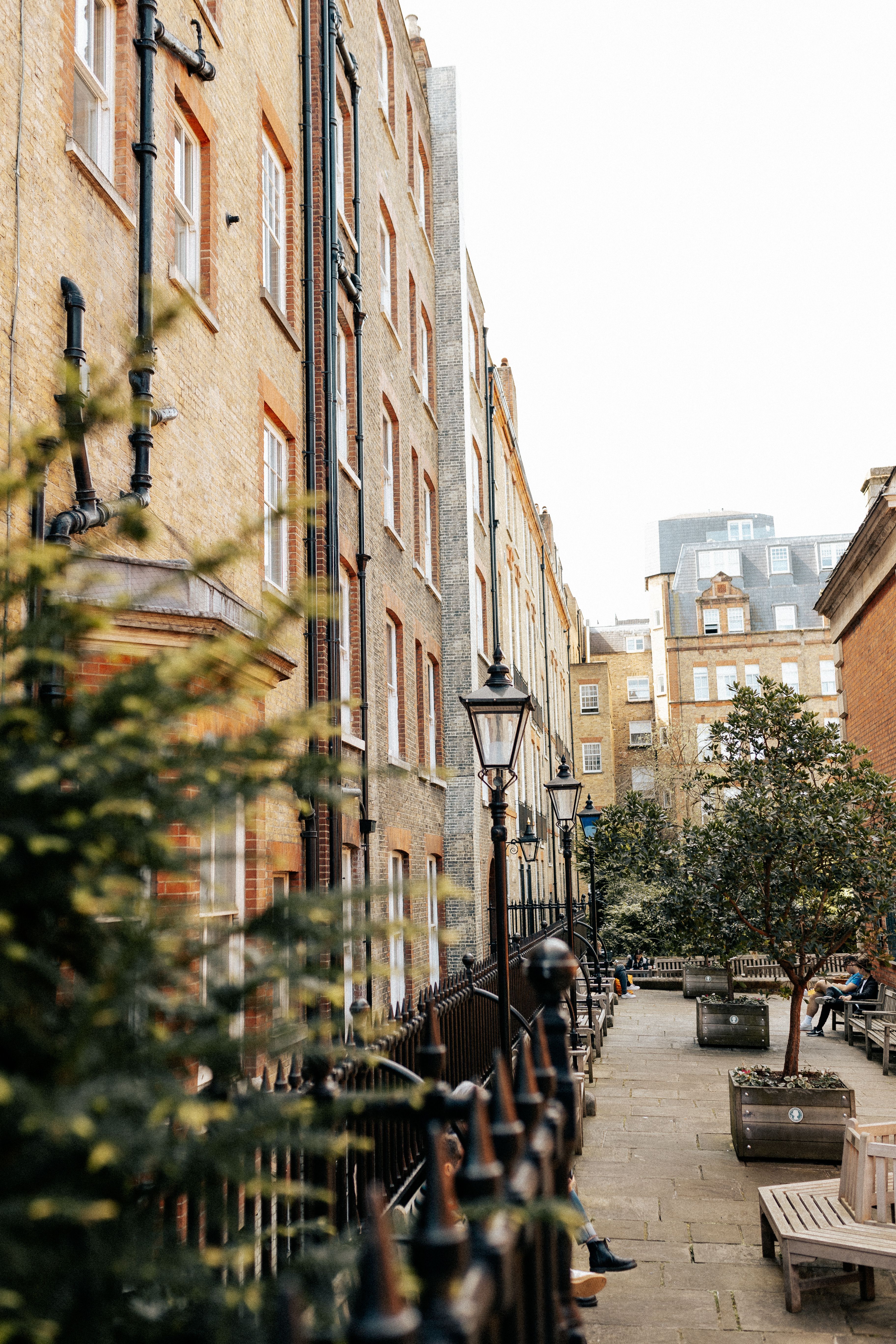 Charming Historic London Street Scene · Free Stock Photo