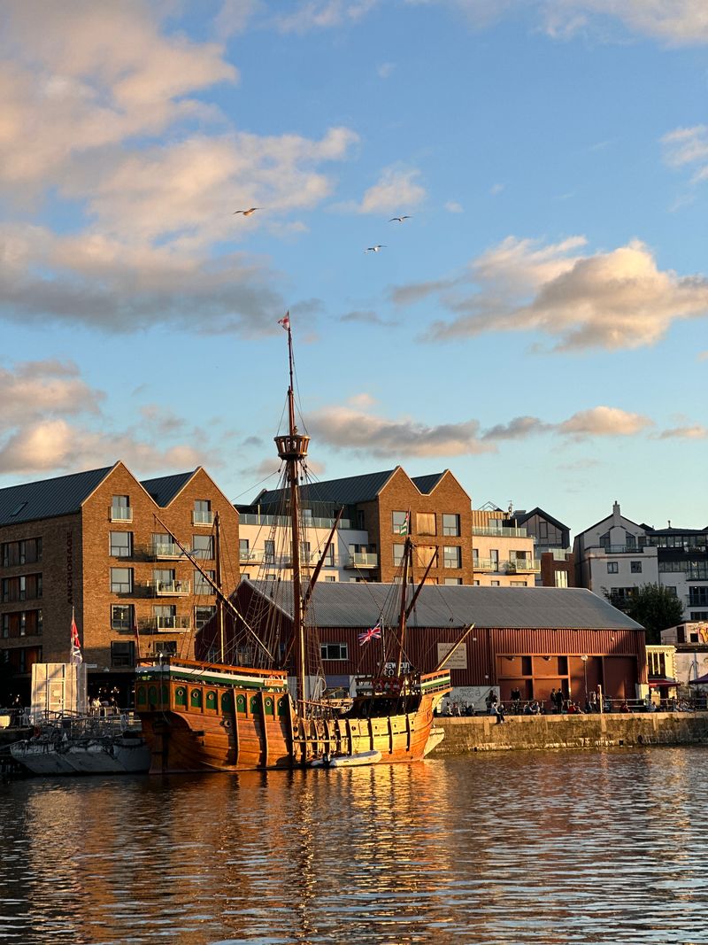 Boats In A Harbor Photos, Download The BEST Free Boats In A Harbor ...