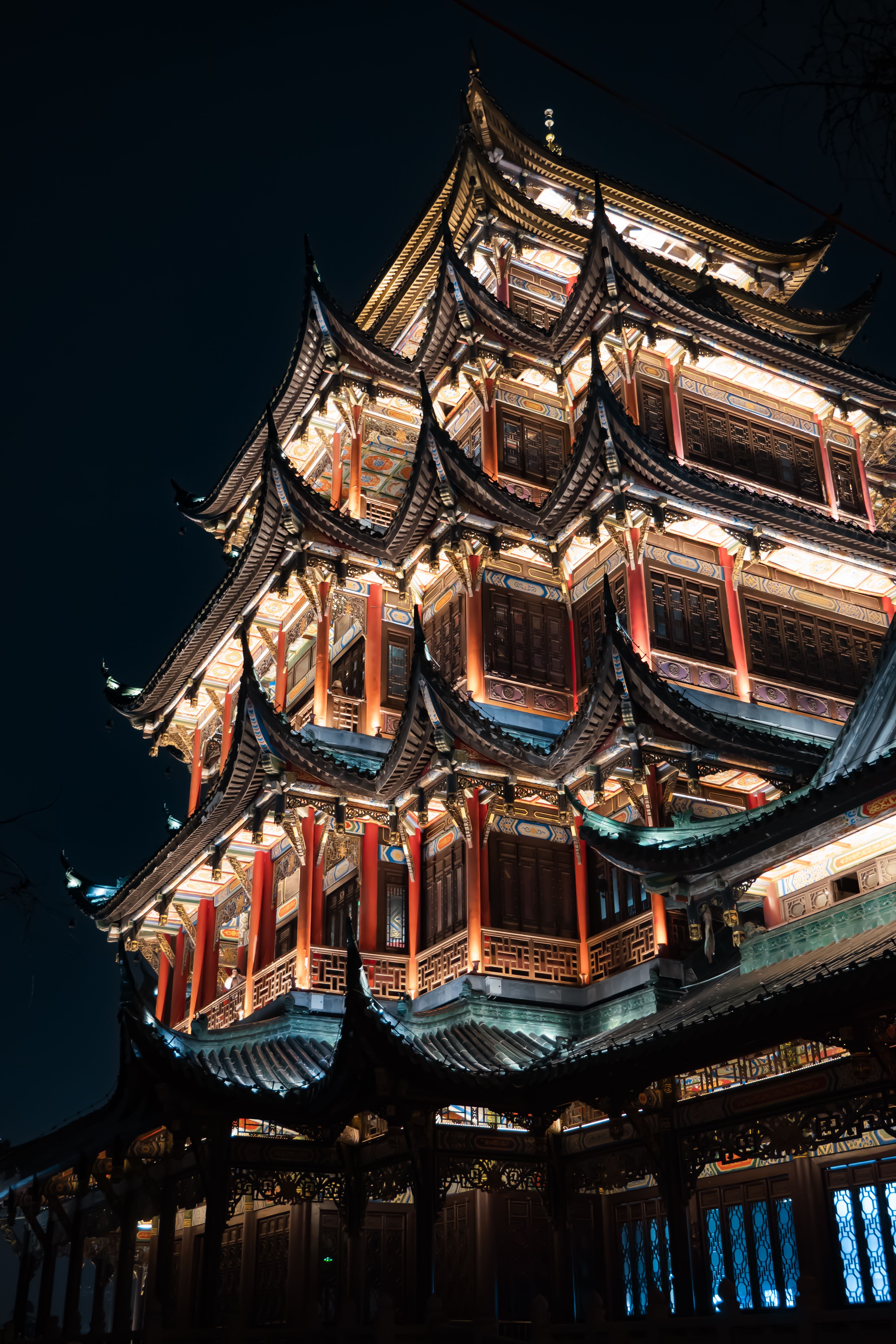 Illuminated Traditional Building in Chongqing, China · Free Stock Photo