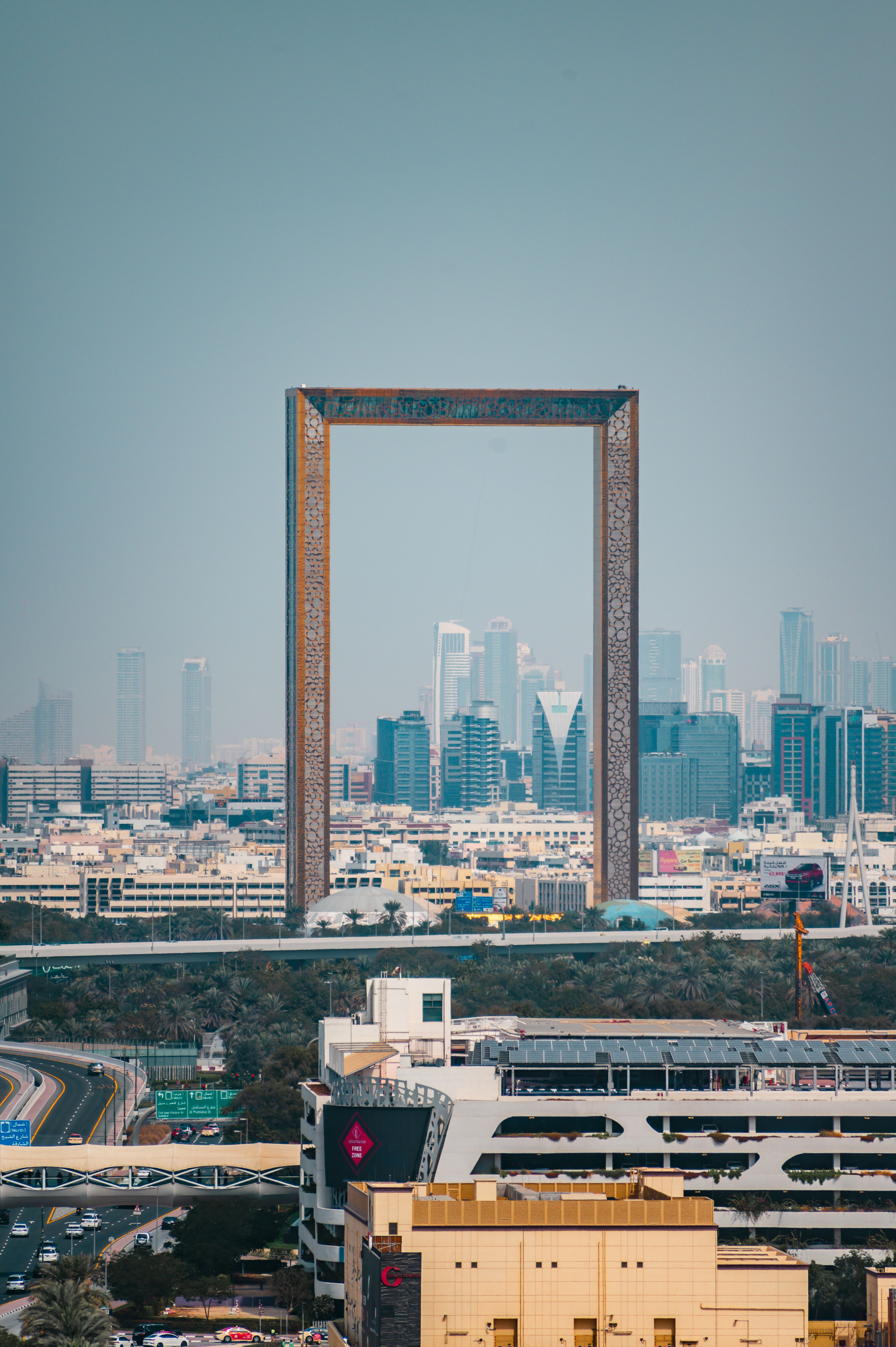 Dubai Frame with City Skyline in Background · Free Stock Photo