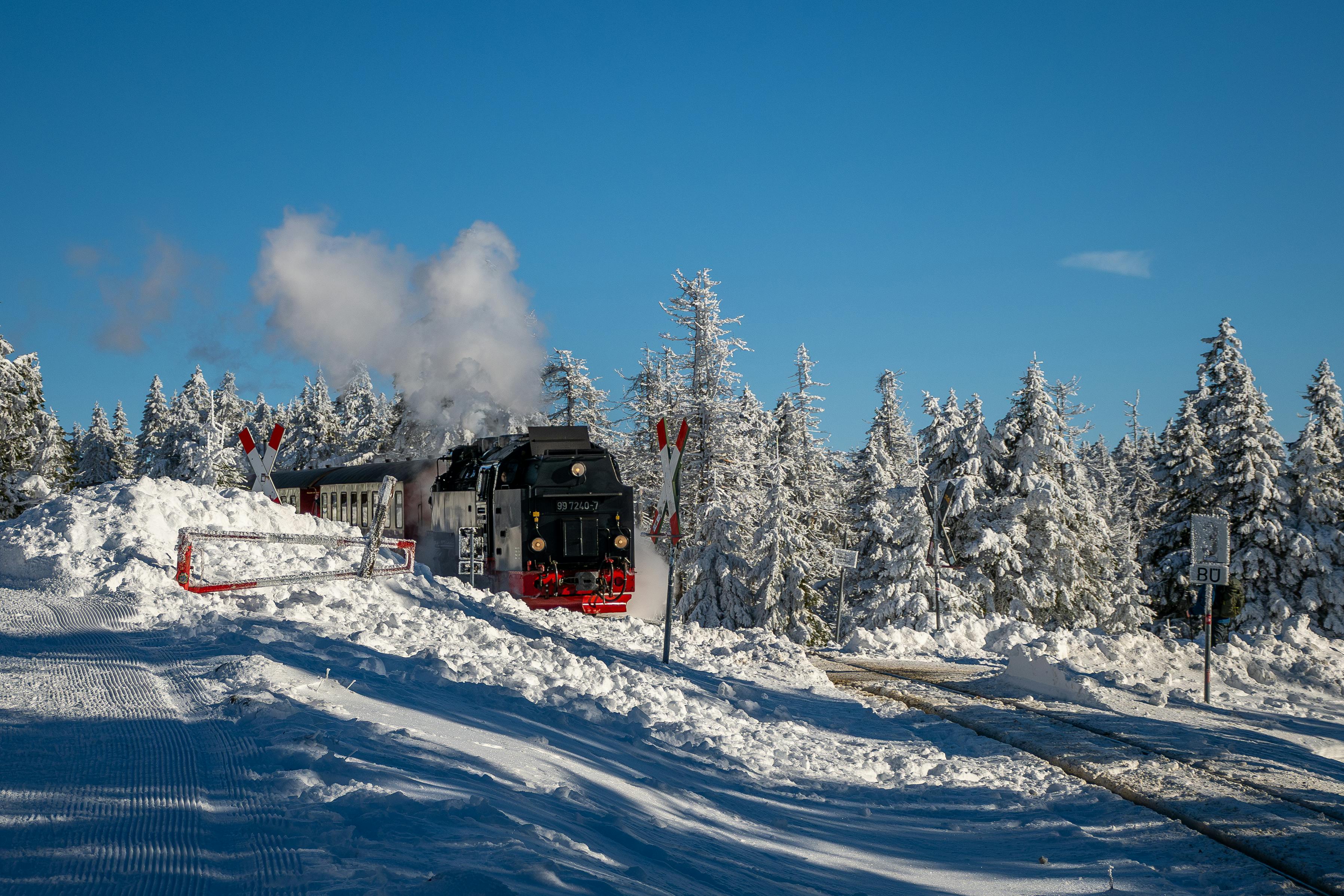 Train in Railway · Free Stock Photo