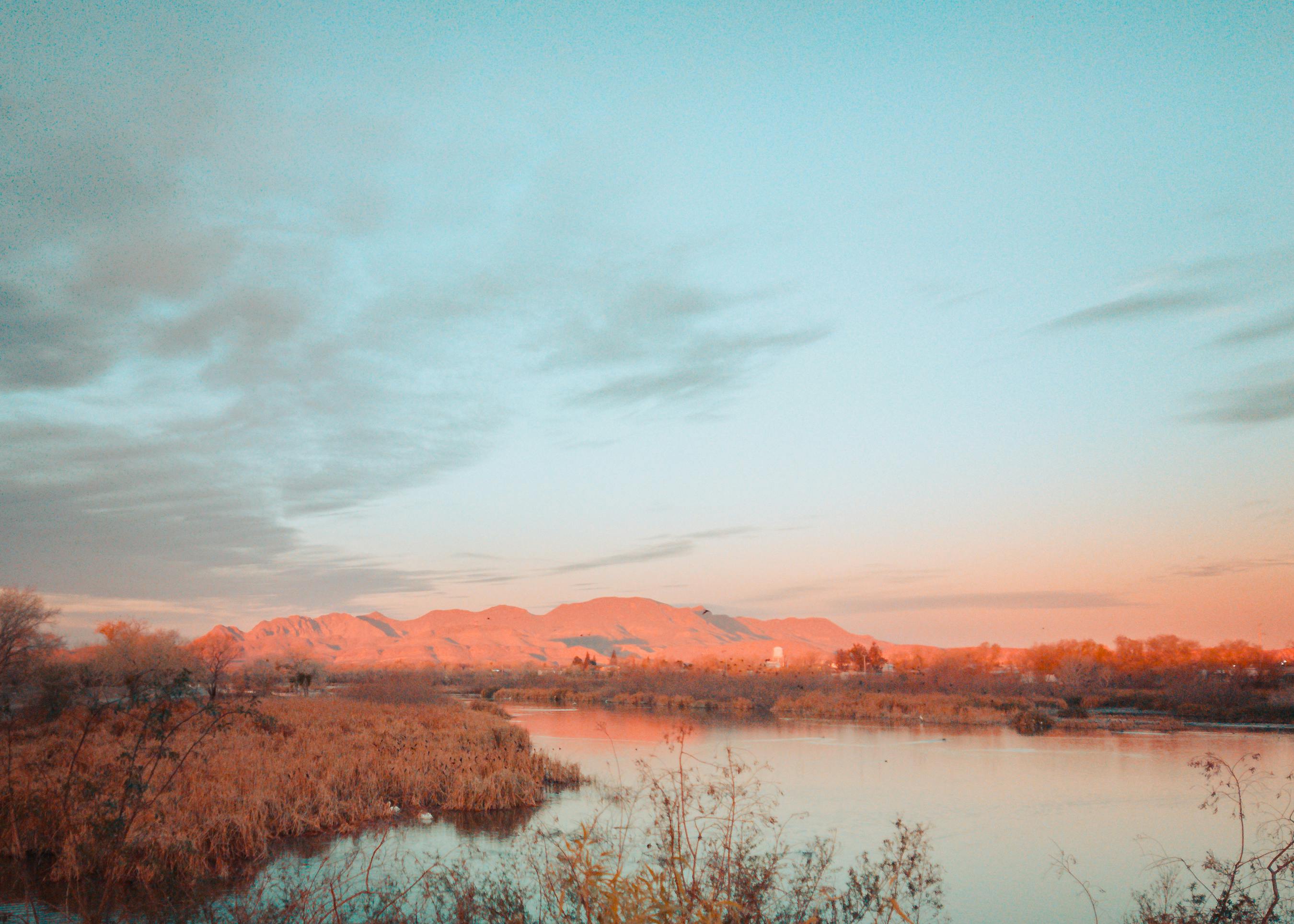 Scenic Sunrise Over Mountains in Pedro Meoqui · Free Stock Photo