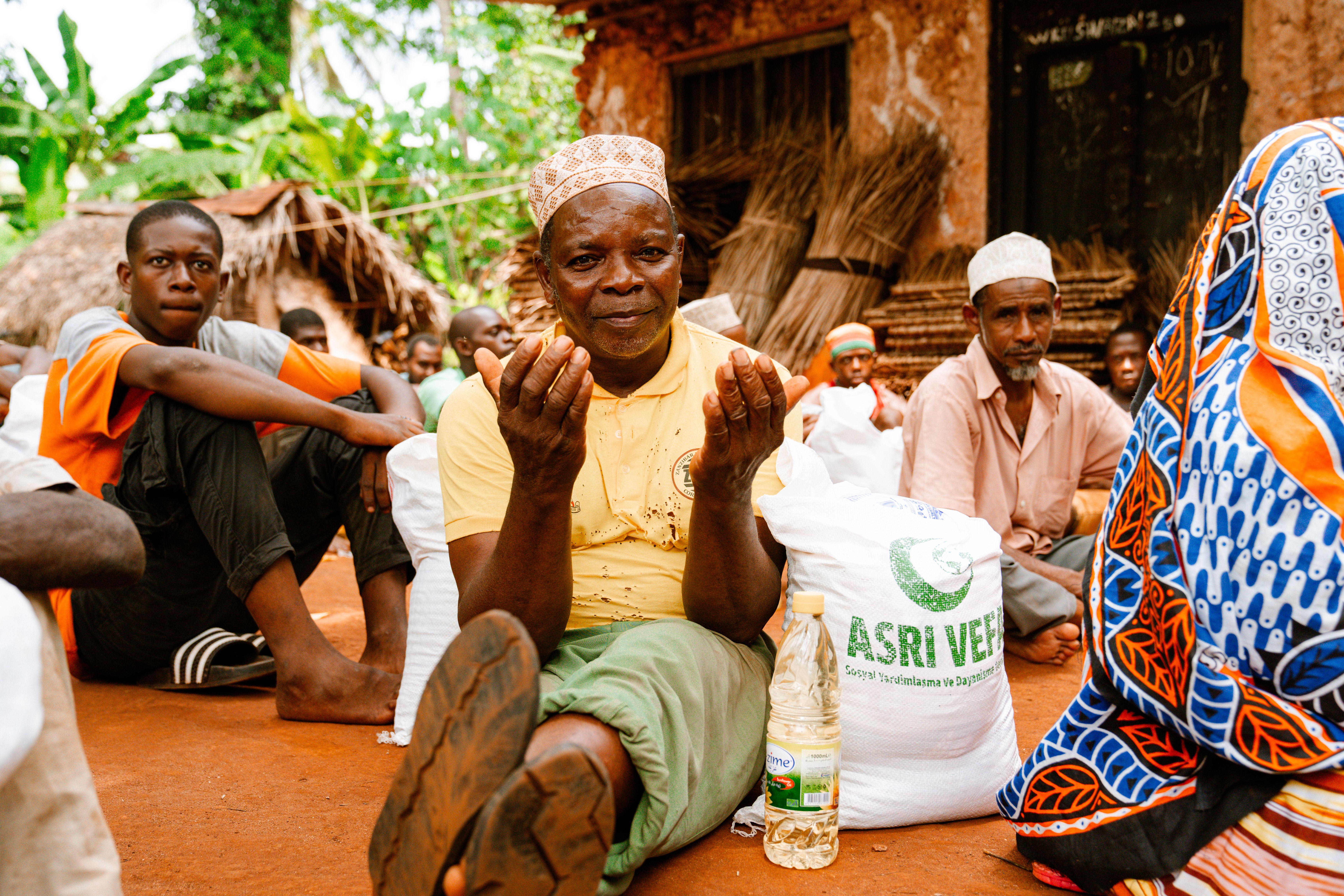 Community Gathering in African Village Setting · Free Stock Photo
