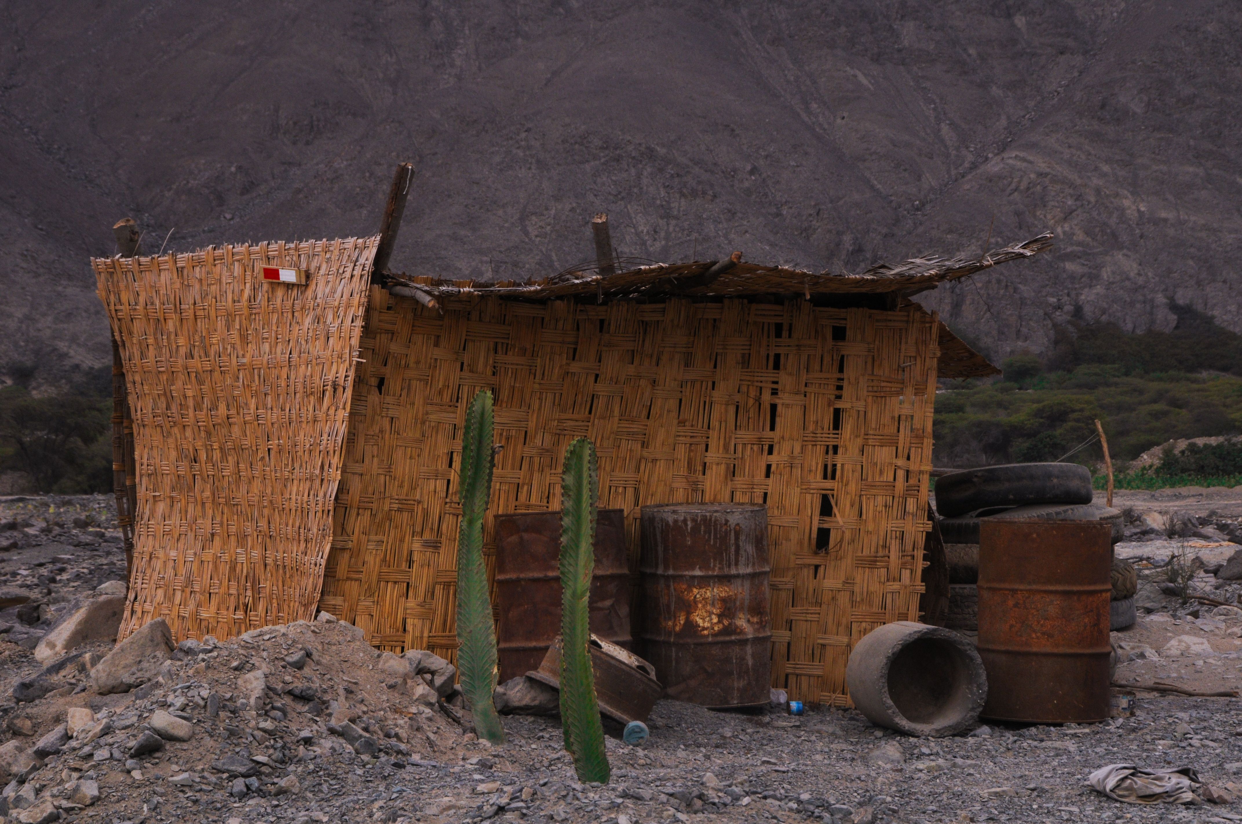 Rustic Hut in Peruvian Landscape · Free Stock Photo