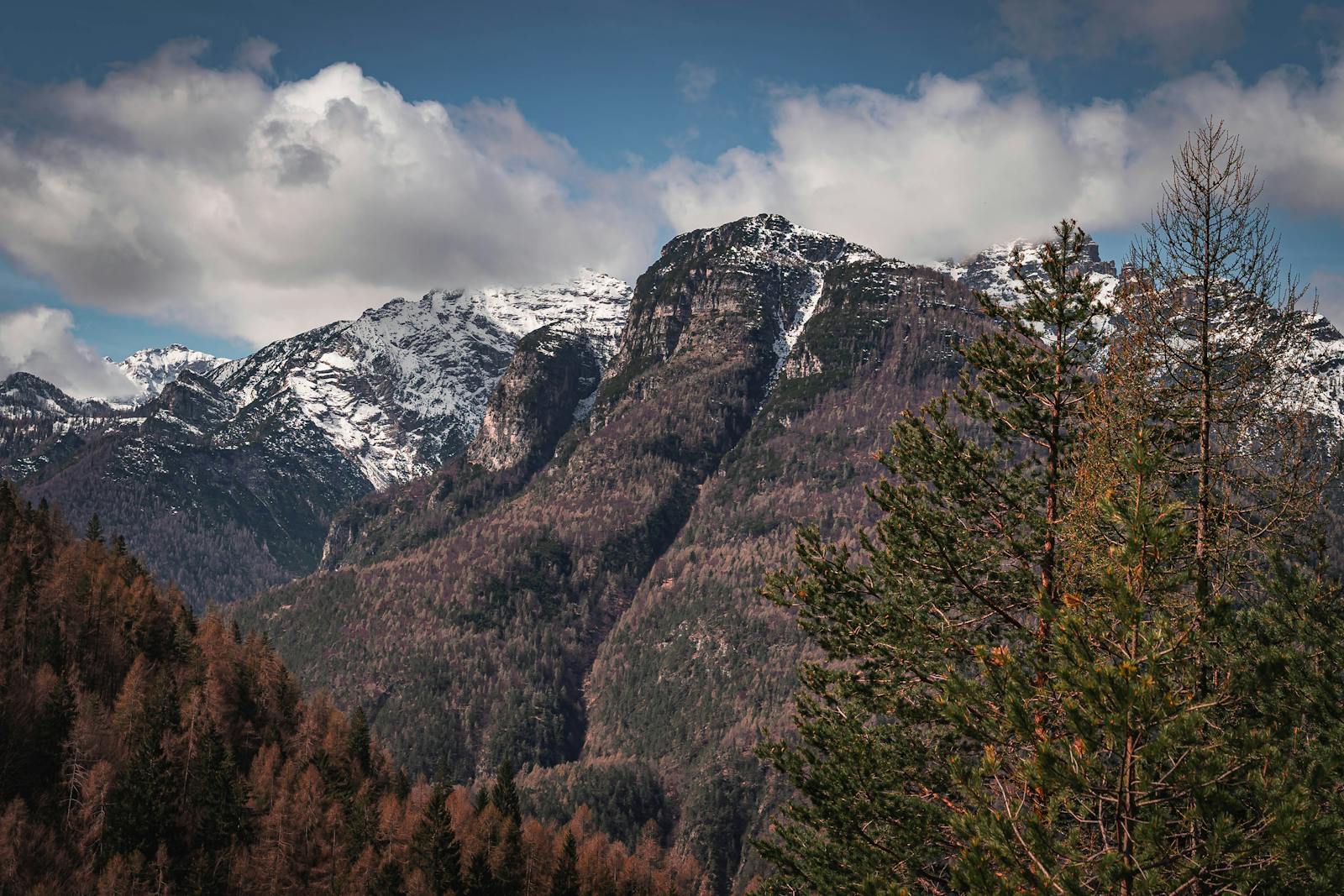 Snow Hiking Photos, Download The BEST Free Snow Hiking Stock Photos ...