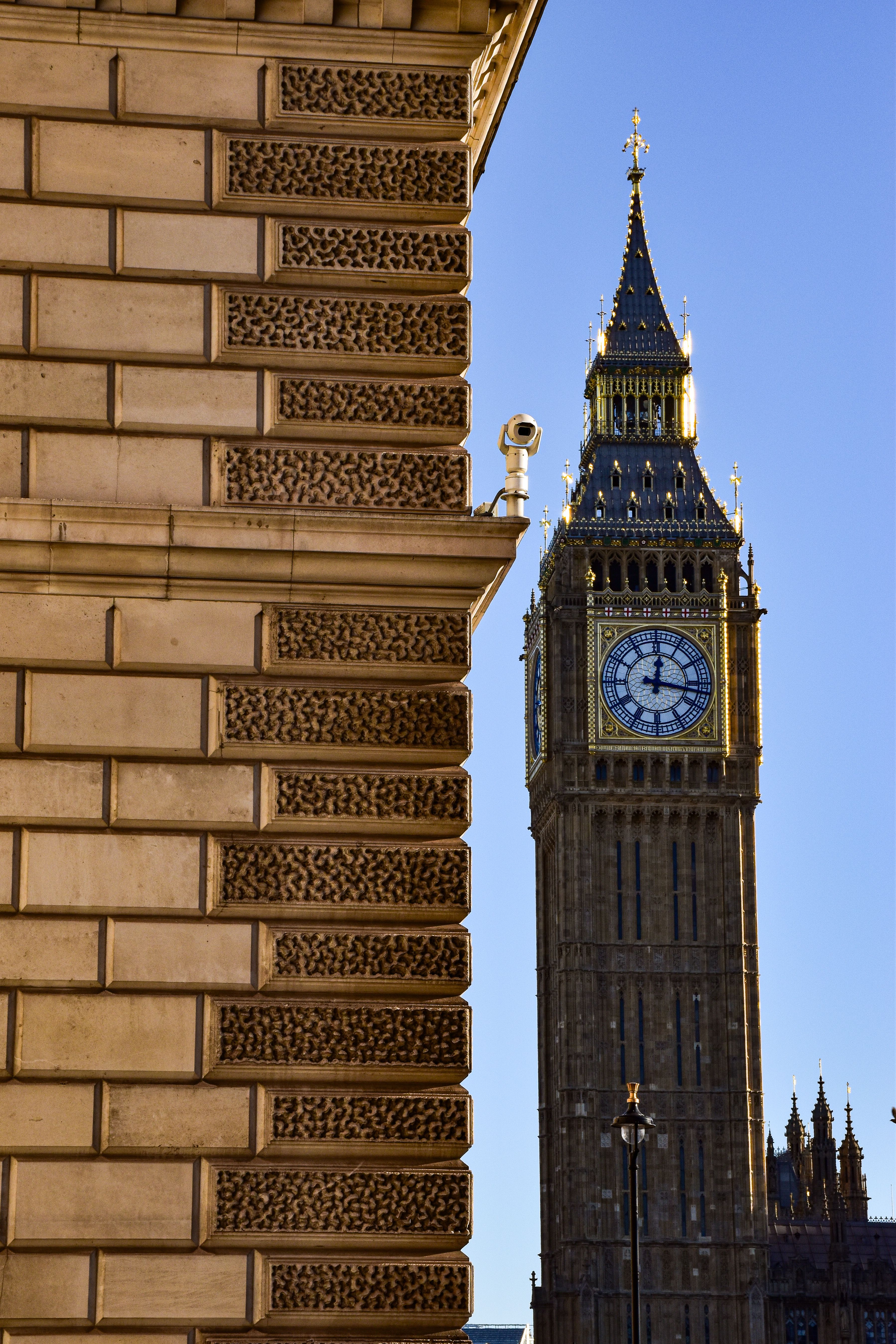 Big Ben Clock Tower Under Clear Blue Sky · Free Stock Photo