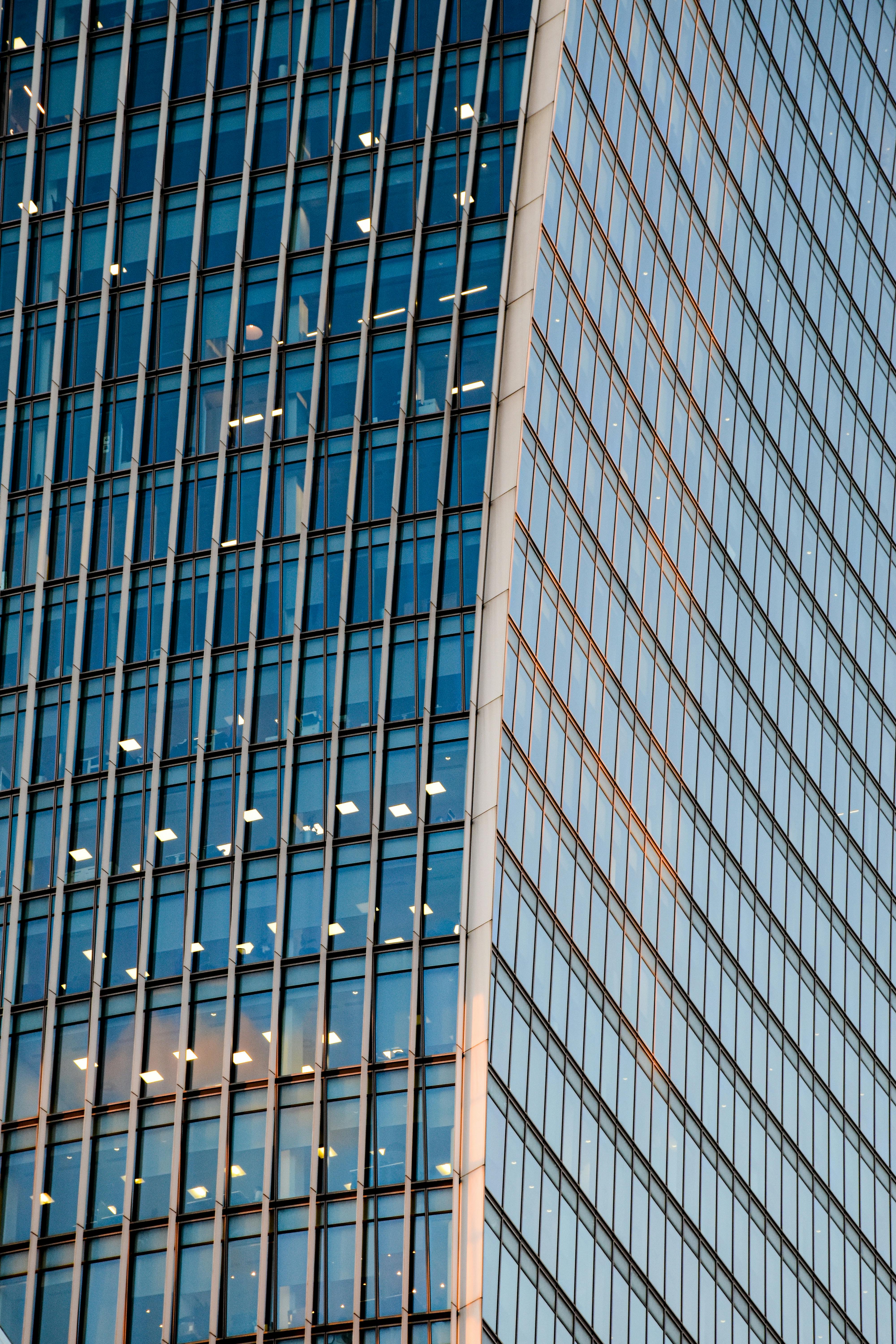 Modern Skyscraper Facade in London · Free Stock Photo