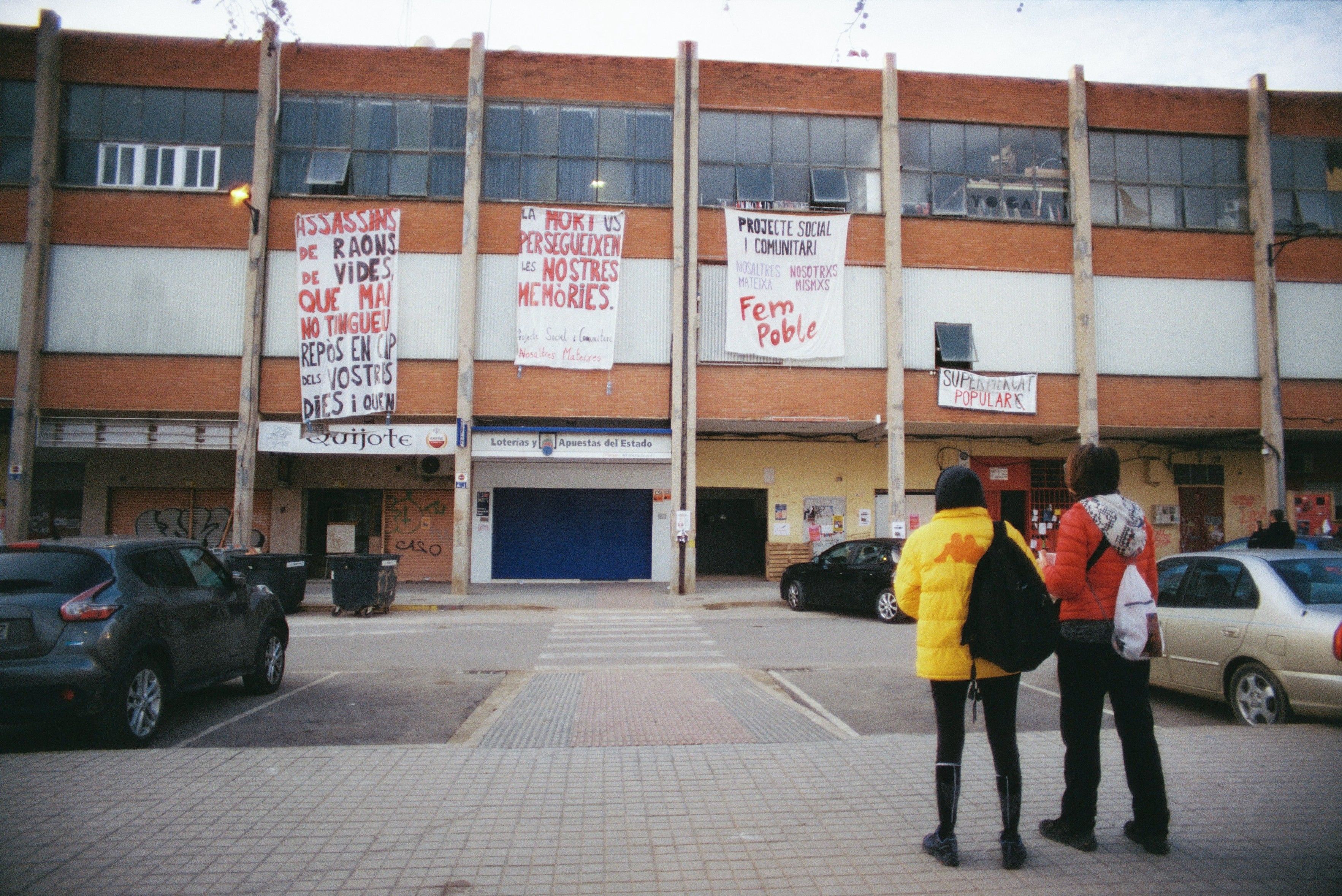Urban Scene with Protest Banners in Alfafar · Free Stock Photo