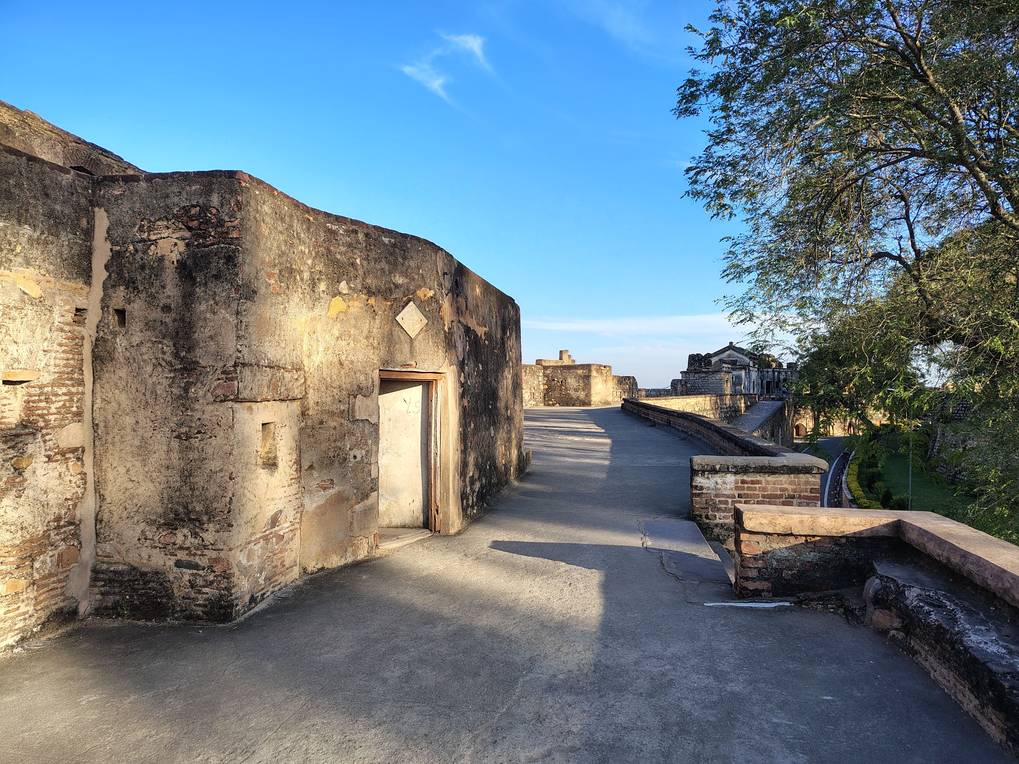 Historic Fort Walls Under Clear Blue Sky · Free Stock Photo
